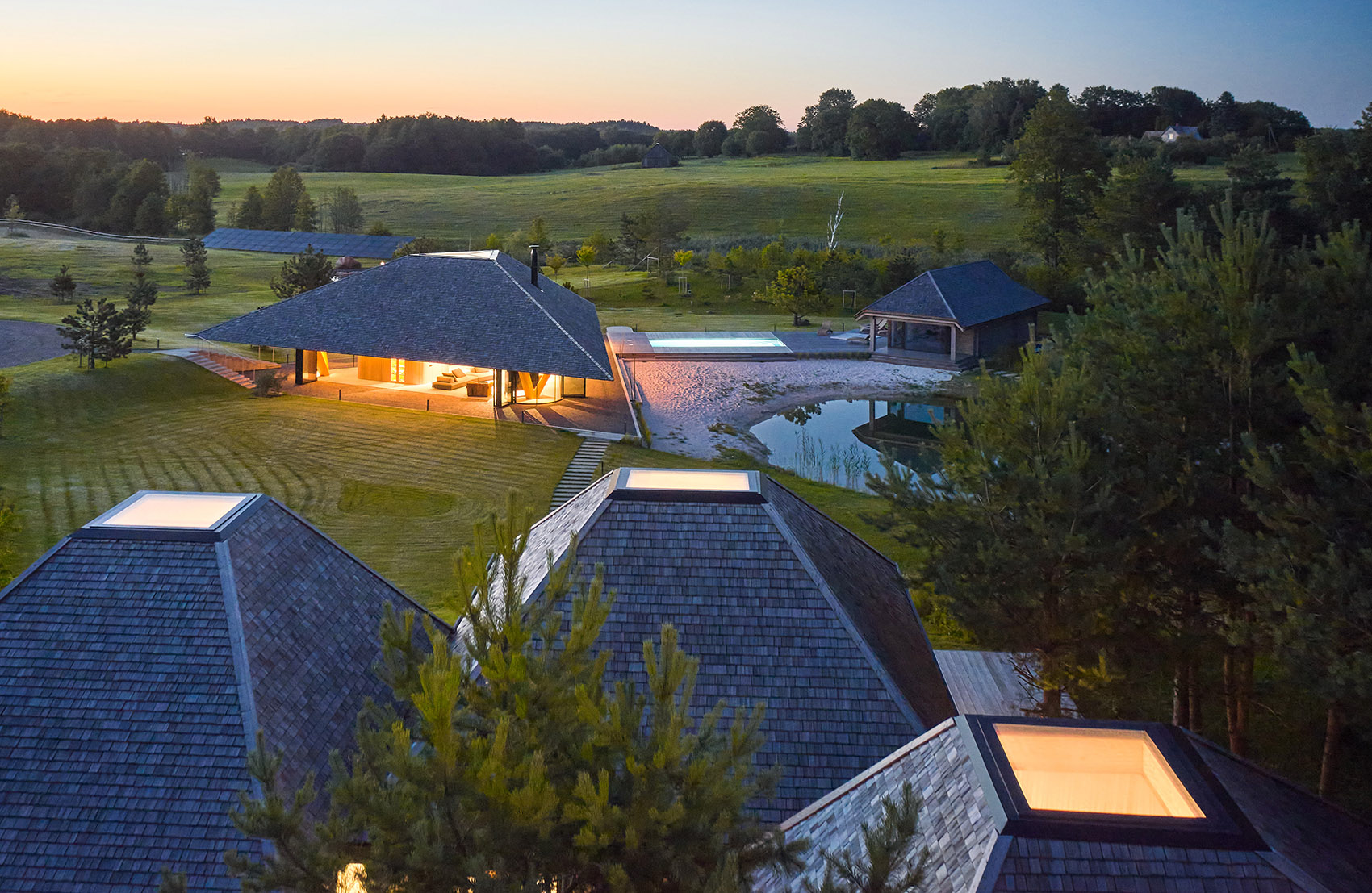 Poolhouse by HEIMA architects - 谷德设计网