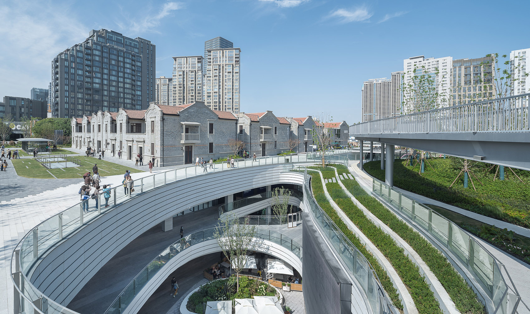 Shanghai Suhe MixC World by Kokaistudios - 谷德设计网