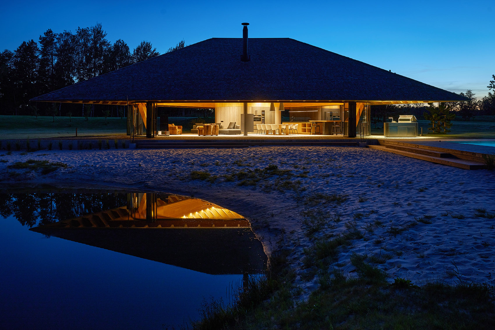 Poolhouse by HEIMA architects - 谷德设计网