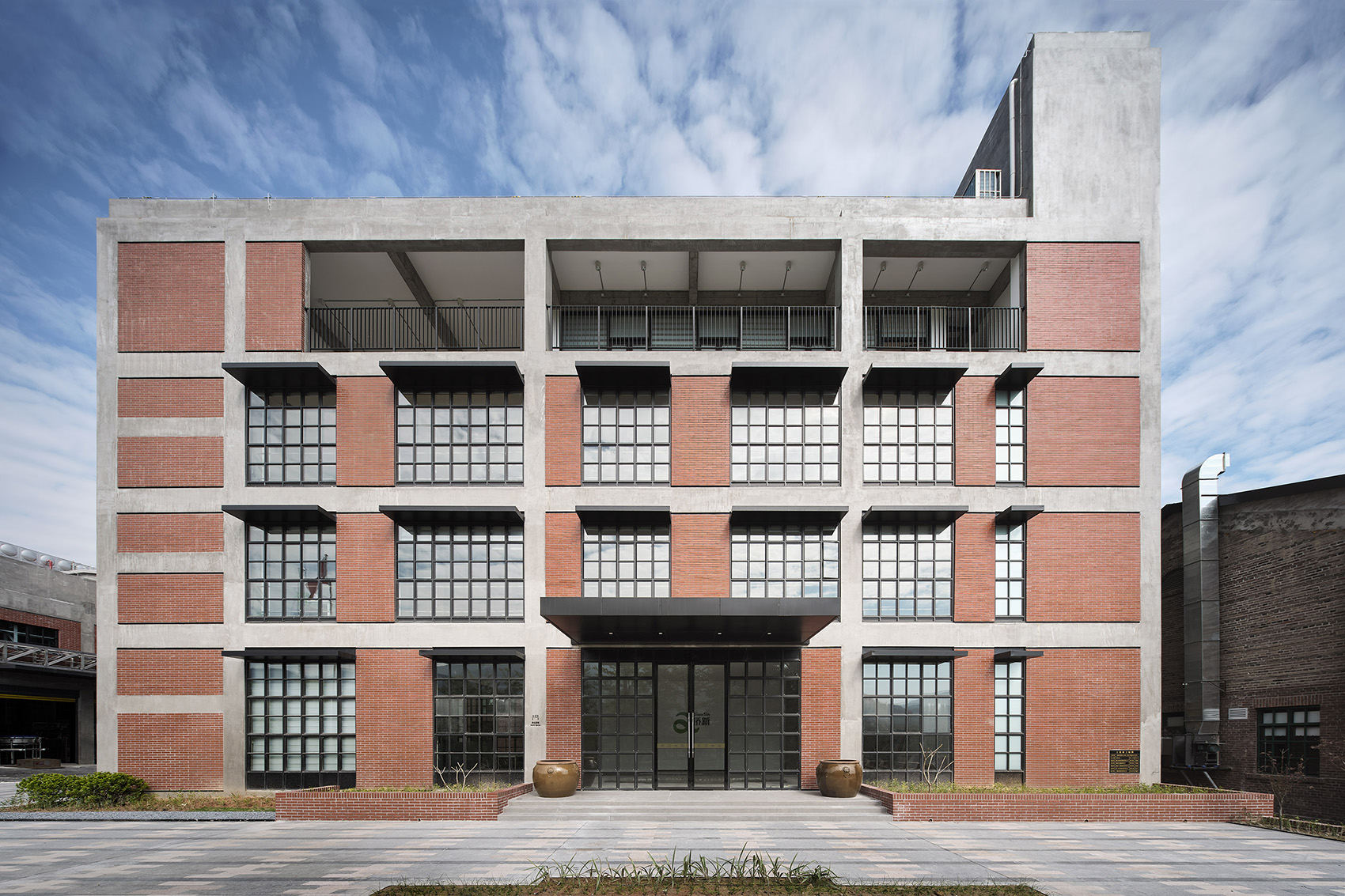 Yongchun Qiaoxin Hongqu vinegar sightseeing factory, China by LEL DESIGN STUDIO - 谷德设计网