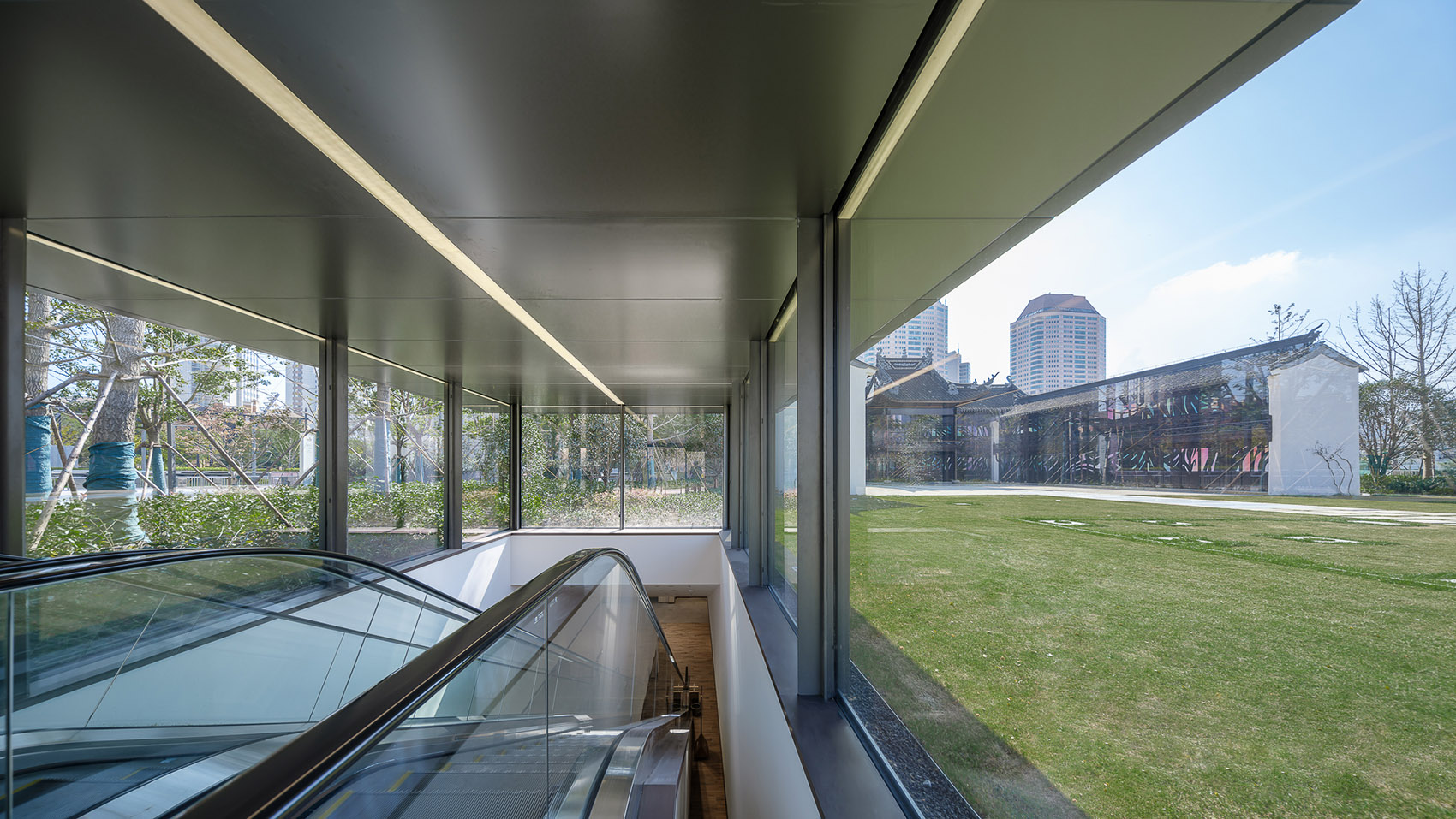 Shanghai Suhe MixC World by Kokaistudios - 谷德设计网