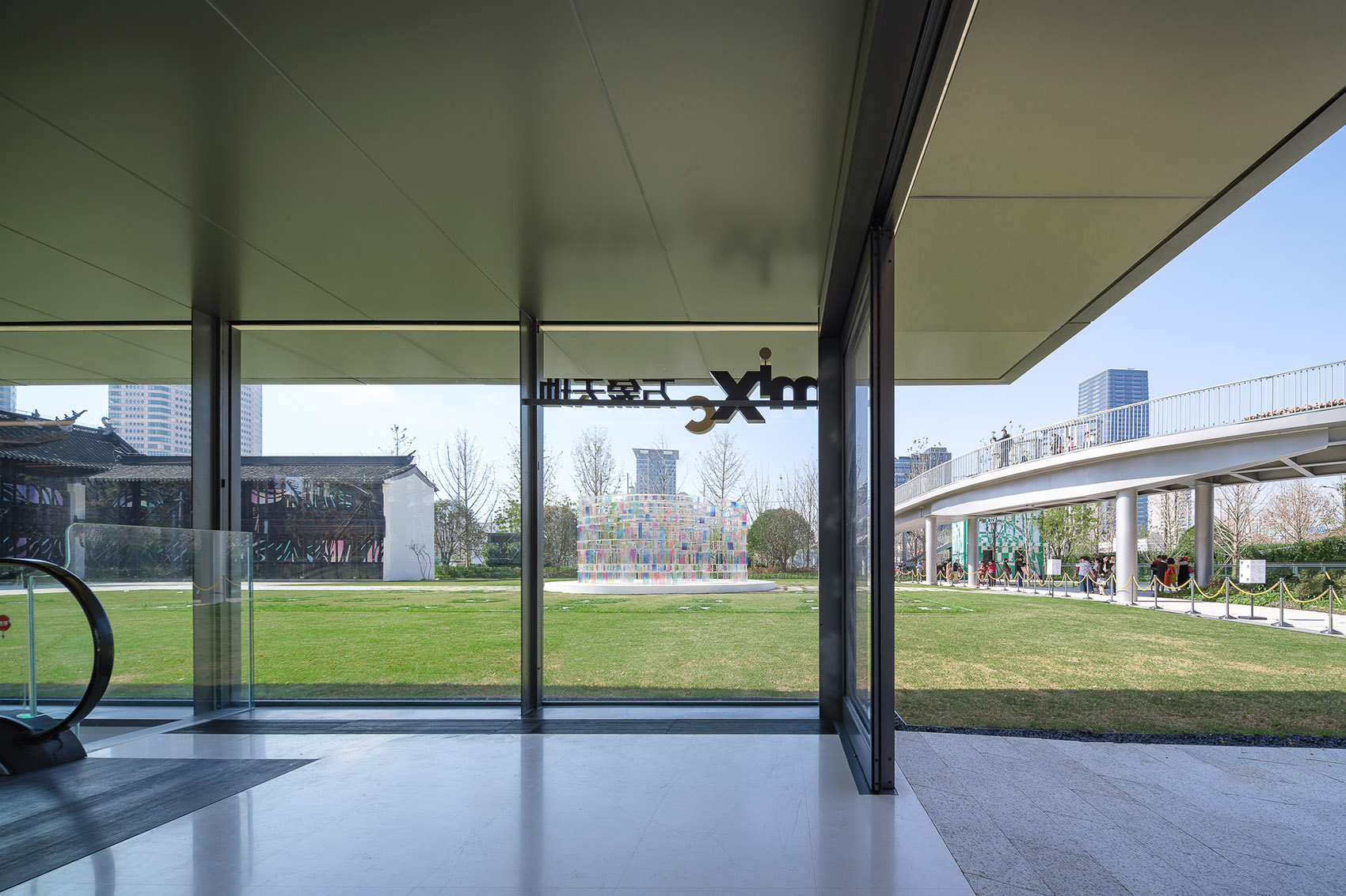 Shanghai Suhe MixC World by Kokaistudios - 谷德设计网