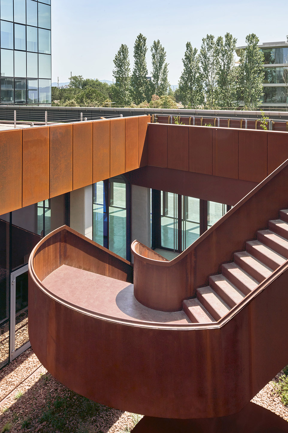 Tailor Made Office by Twobo - 谷德设计网