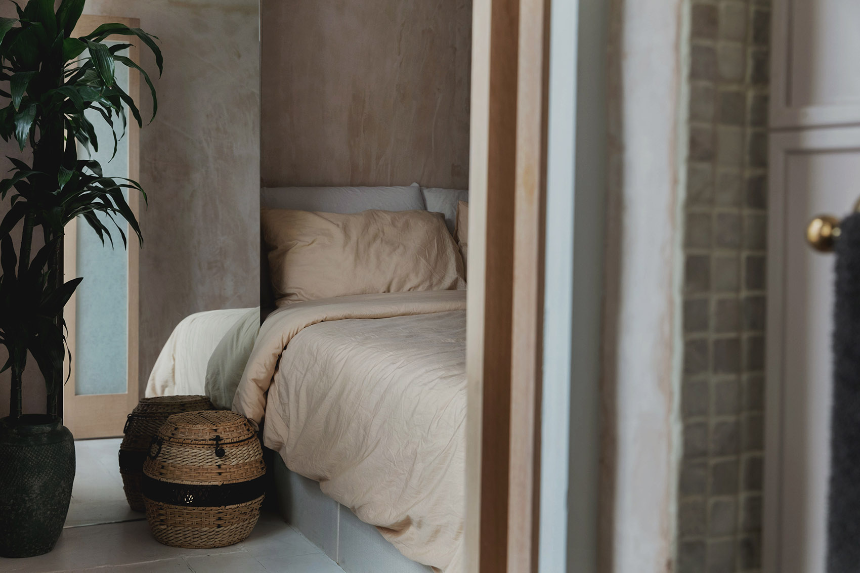 Clay House by Red Deer - 谷德设计网