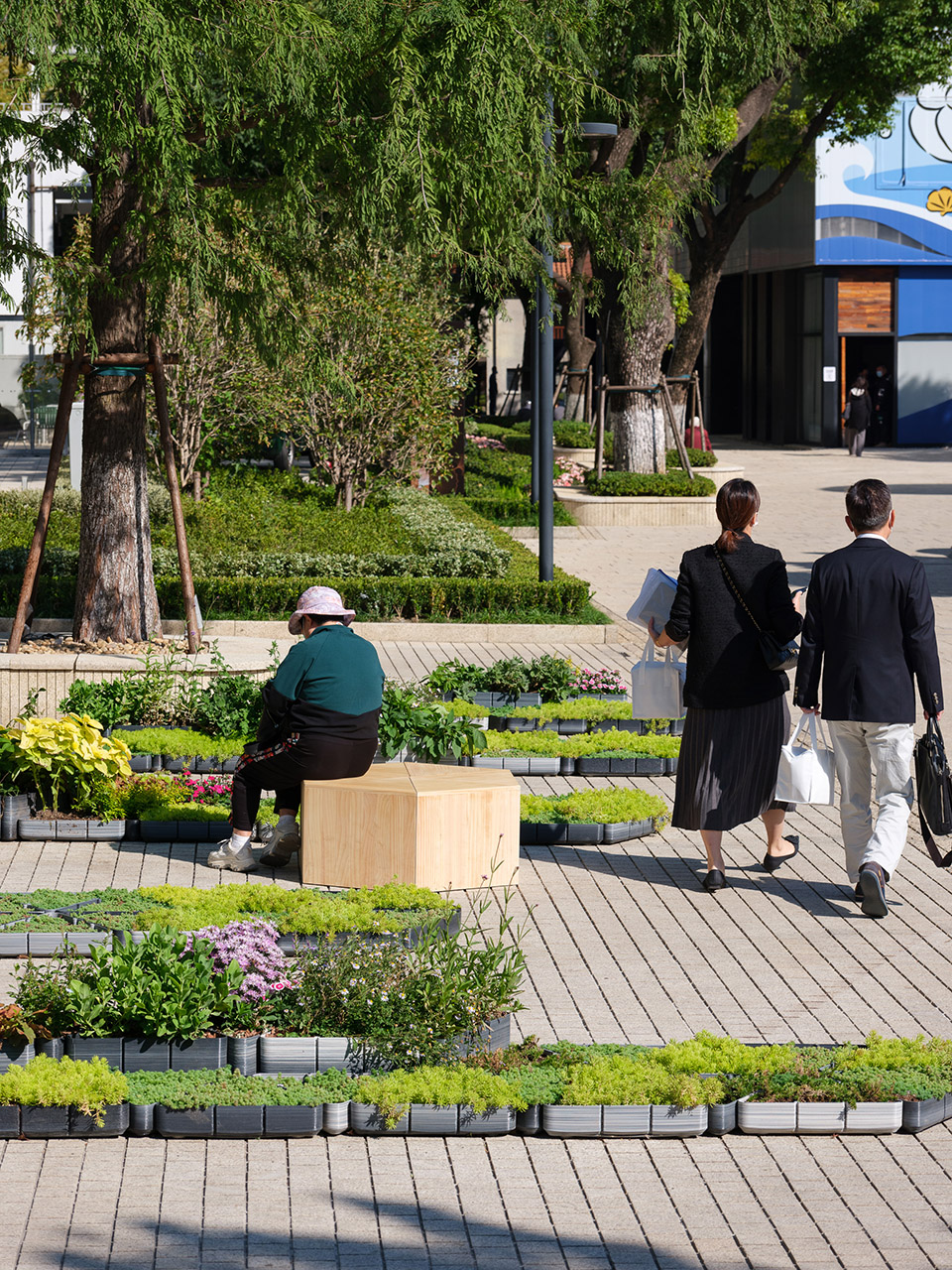 Landscape Design of ‘klee klee & friends’, Shanghai by Possibilism ...
