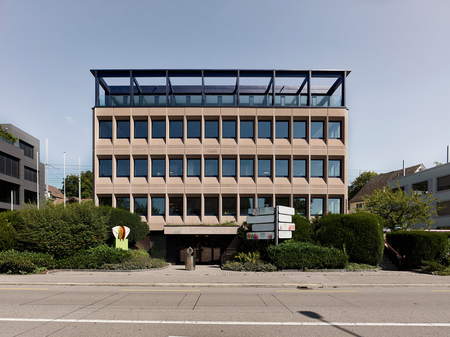The Conversion and extension of ZAW Building - 谷德设计网