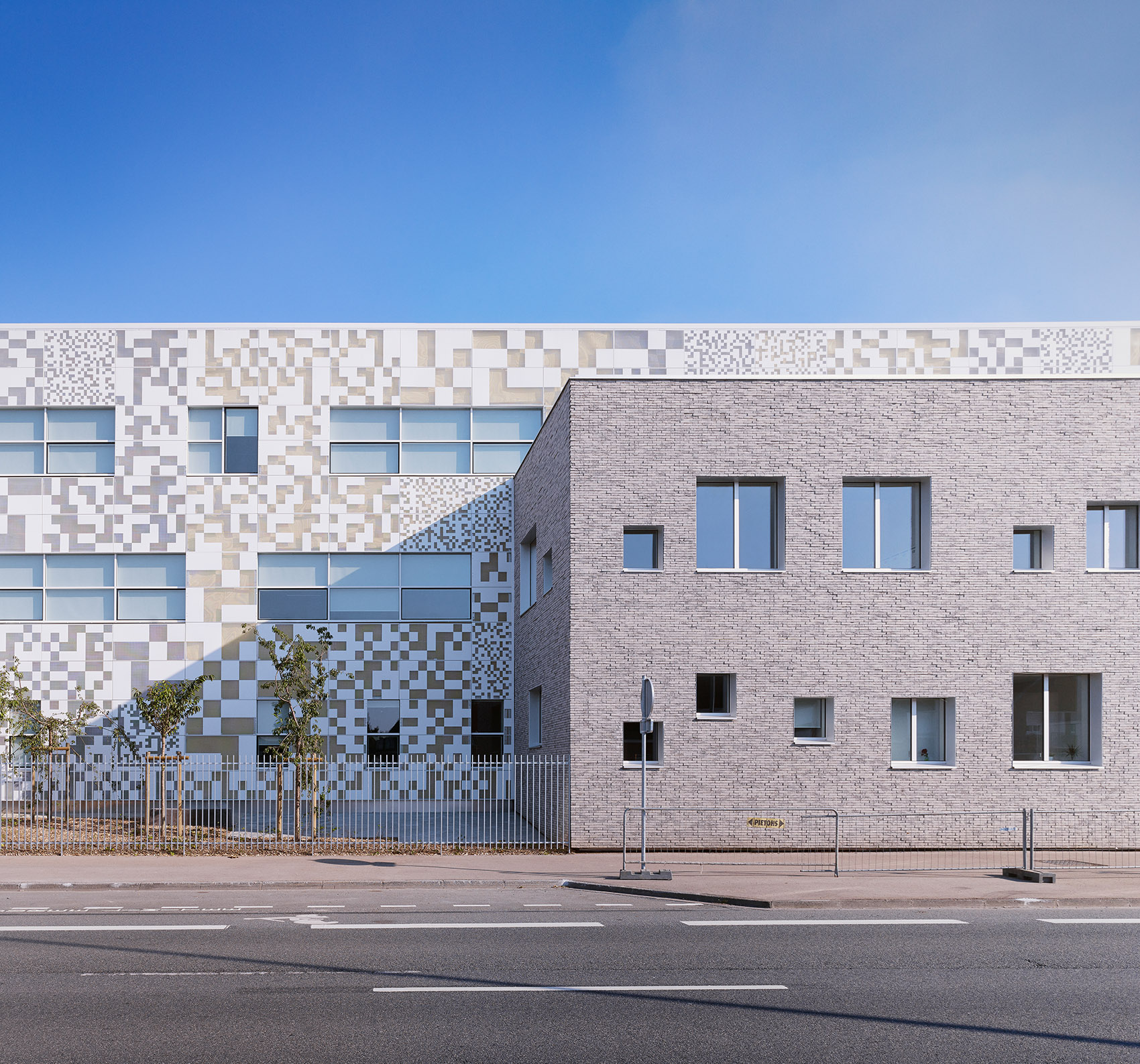 Coll ge Lucie Aubrac By Coldefy Associates coll-ge-lucie-aubrac-by-coldefy-associates