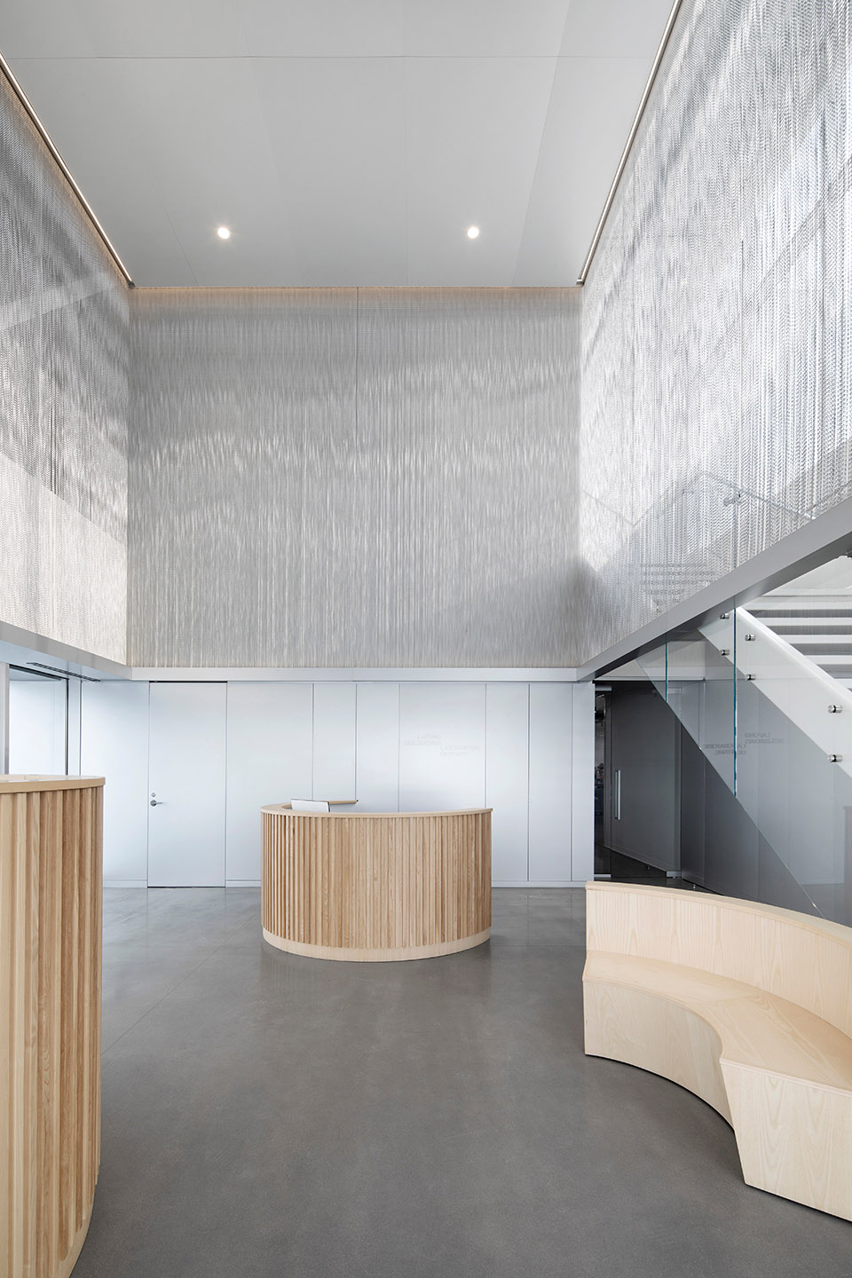 Lafond Desjardins Dental Laboratory by ACDF Architecture - 谷德设计网