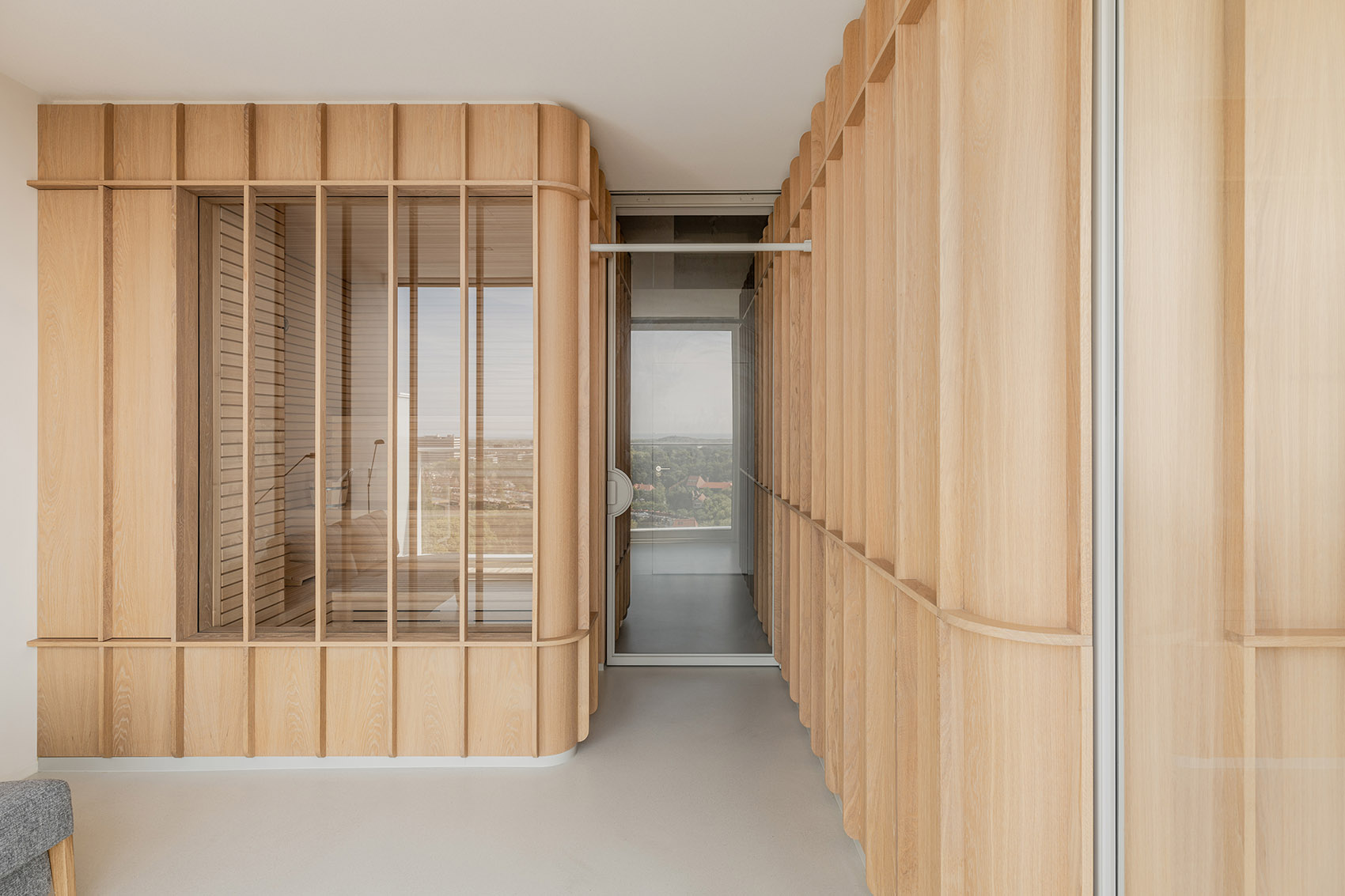 Panorama Penthouse by Bureau Fraai - 谷德设计网