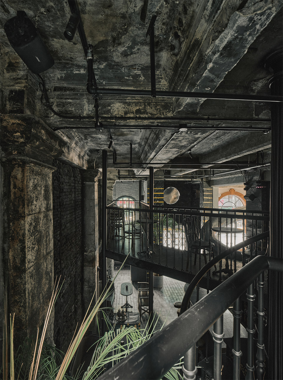 DECK in Shanghai by Deep Design Consultant - 谷德设计网