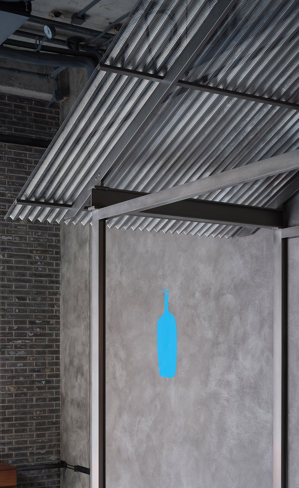 Primitive Shelter · Blue Bottle Zhang Yuan Cafe, China by Neri&Hu Design and Research Office - 谷德设计网