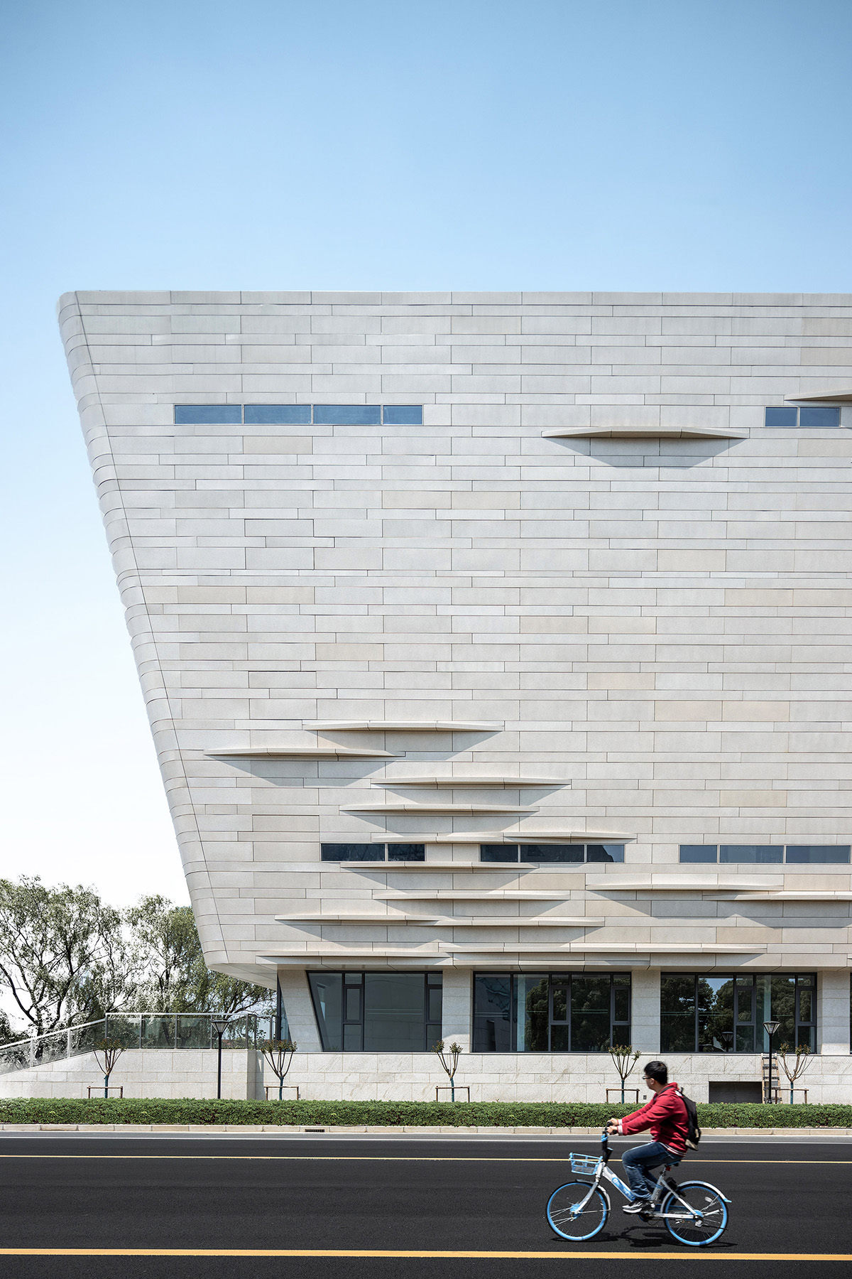 The Second Graphic Information Center by Tongji Architectural Design ...