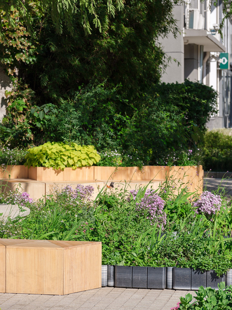 Landscape Design of ‘klee klee & friends’, Shanghai by Possibilism ...