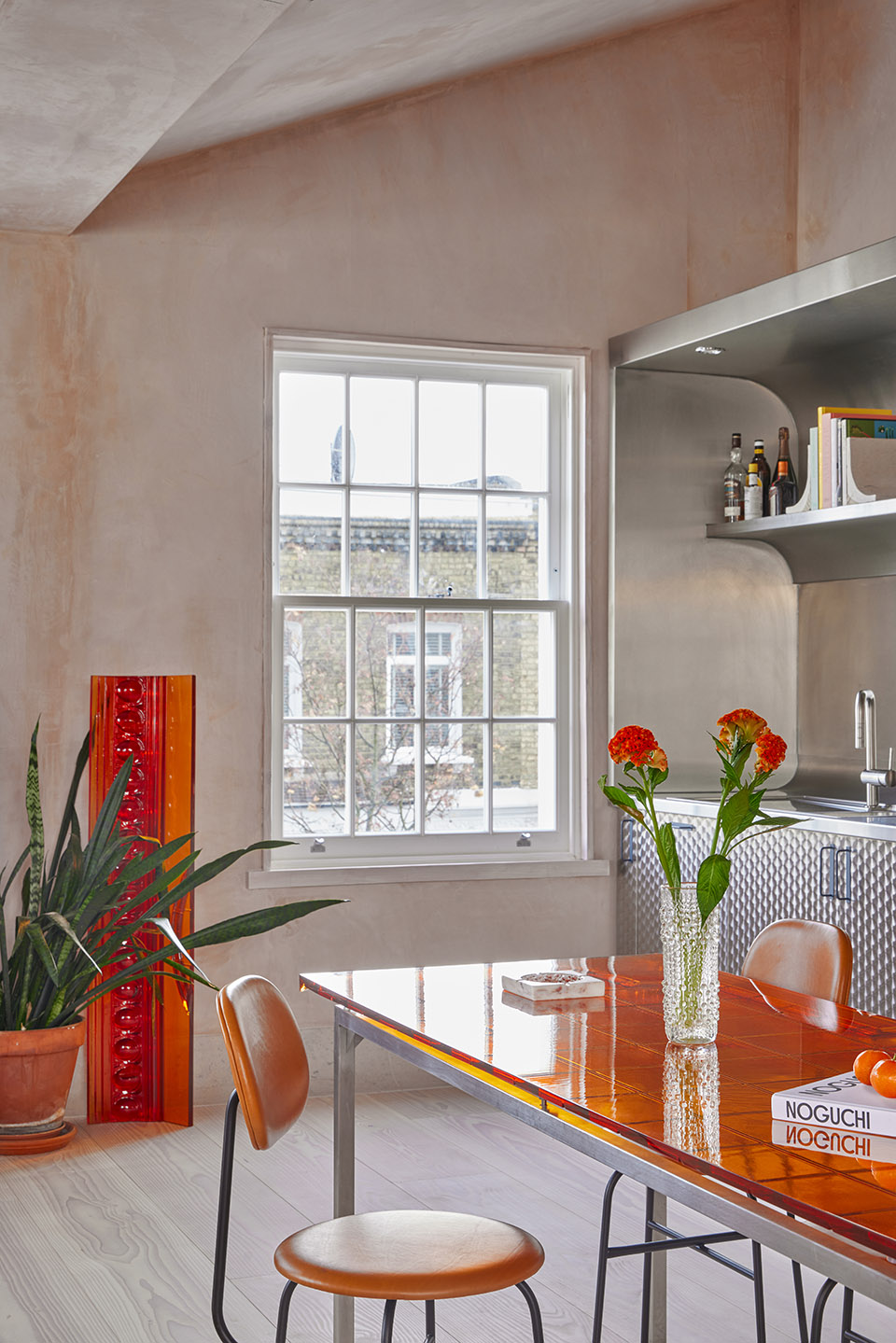 Highbury Apartment by Holloway Li - 谷德设计网