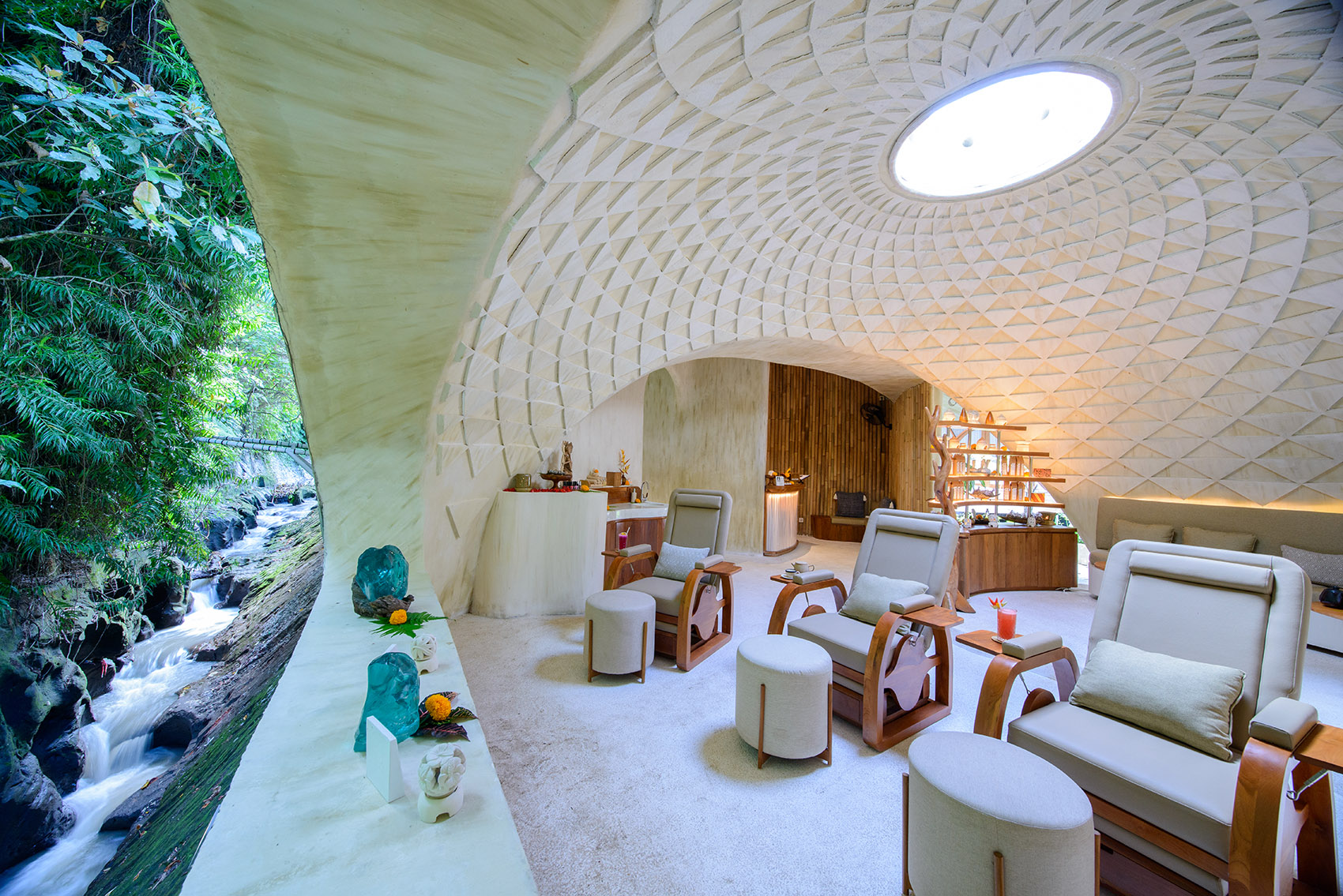 Ulaman Eco-Luxury Resort by Inspiral Architecture and Design Studios - 谷德设计网