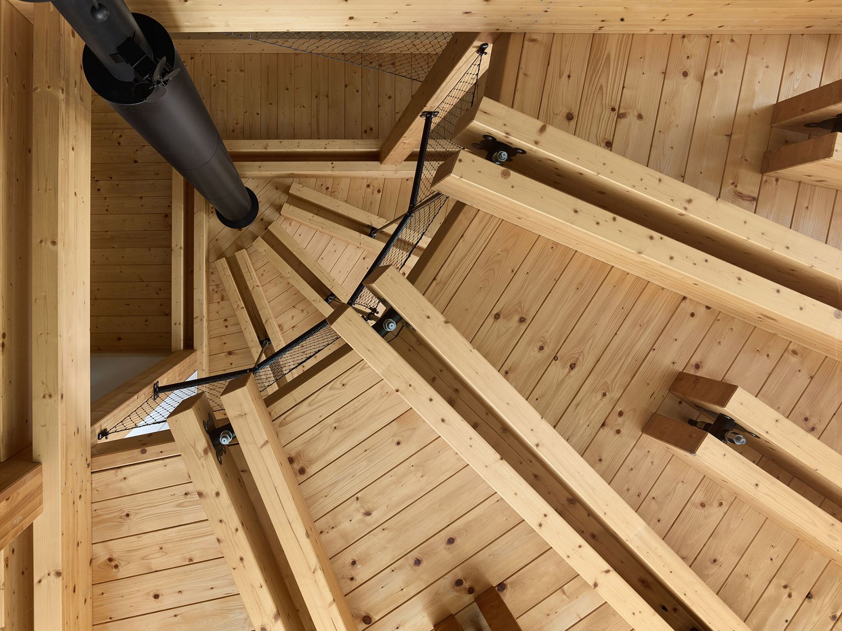 House that opens up to the sun by Stempel & Tesar architekti - 谷德设计网