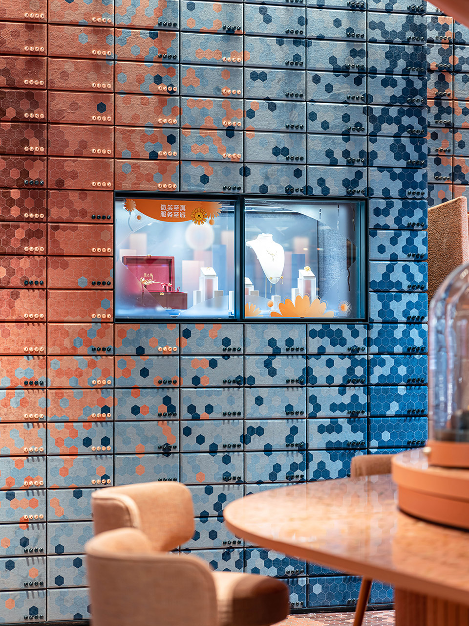 Chow Tai Fook’s Brand New Experience Shop in Chongqing Joy City by ONE ...