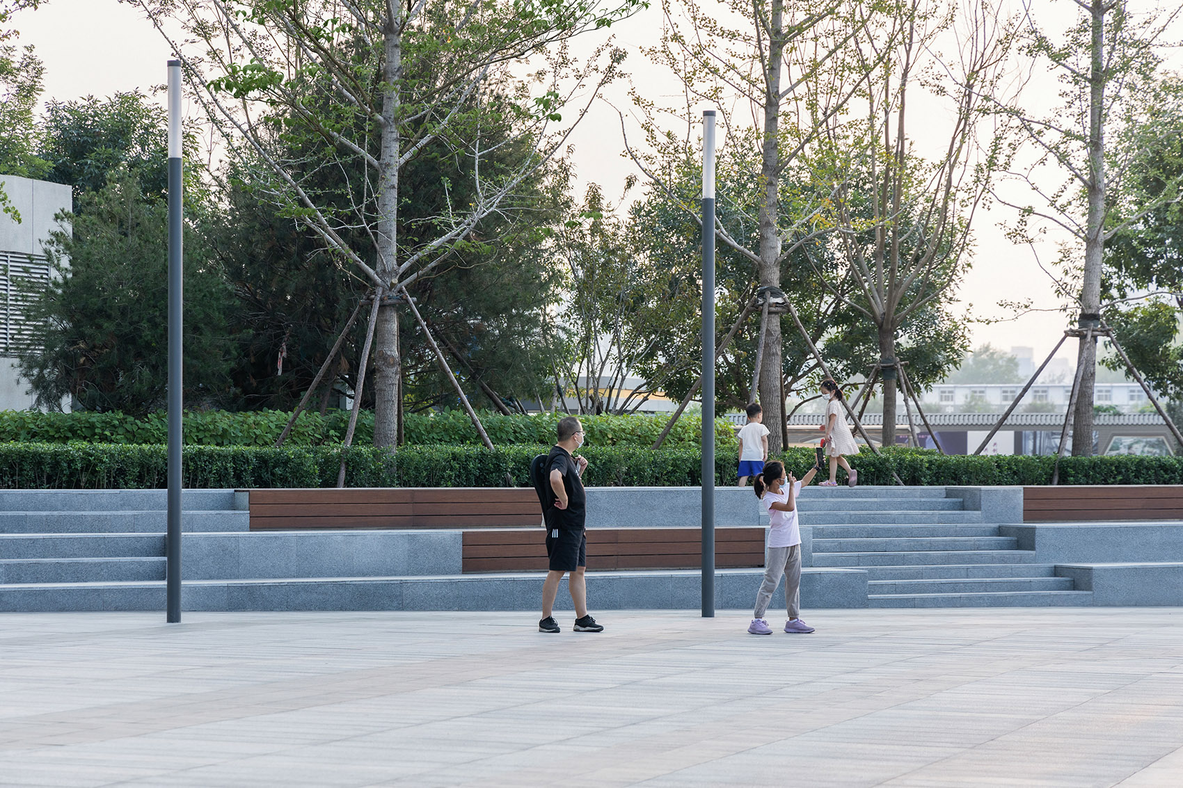 Beijing Lize PingAn Fortune Center, China by OneScape - 谷德设计网