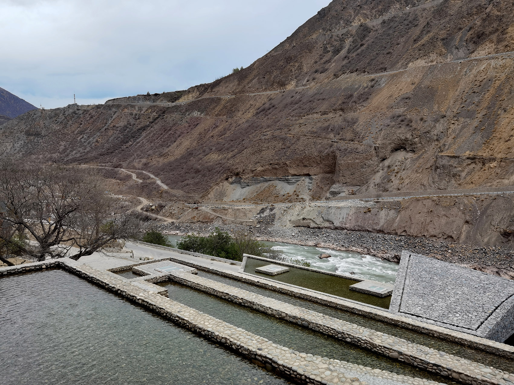 Quzika 1865 Winery, Tibet by PL-T ARCHITECTURE - 谷德设计网