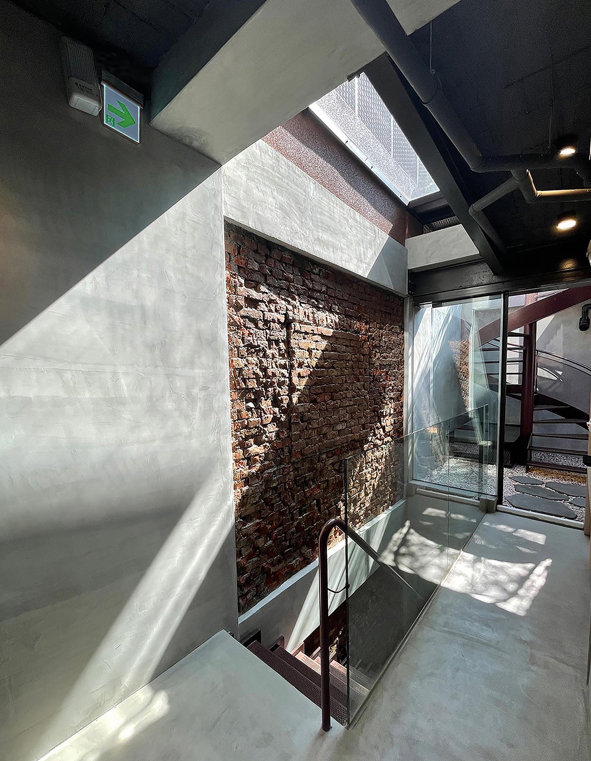 51 Voids of ‘De-Hostel’ by Studio APL - 谷德设计网