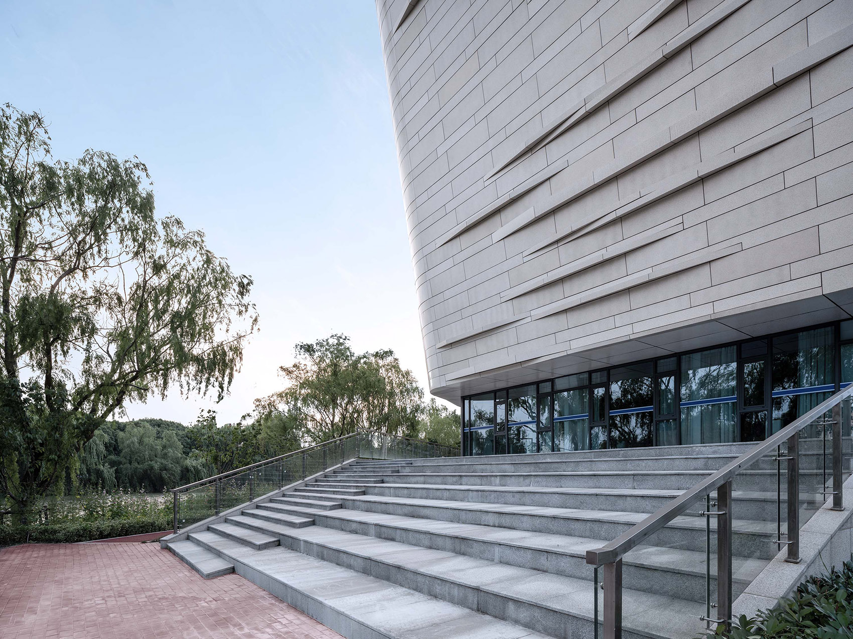 The Second Graphic Information Center by Tongji Architectural Design ...