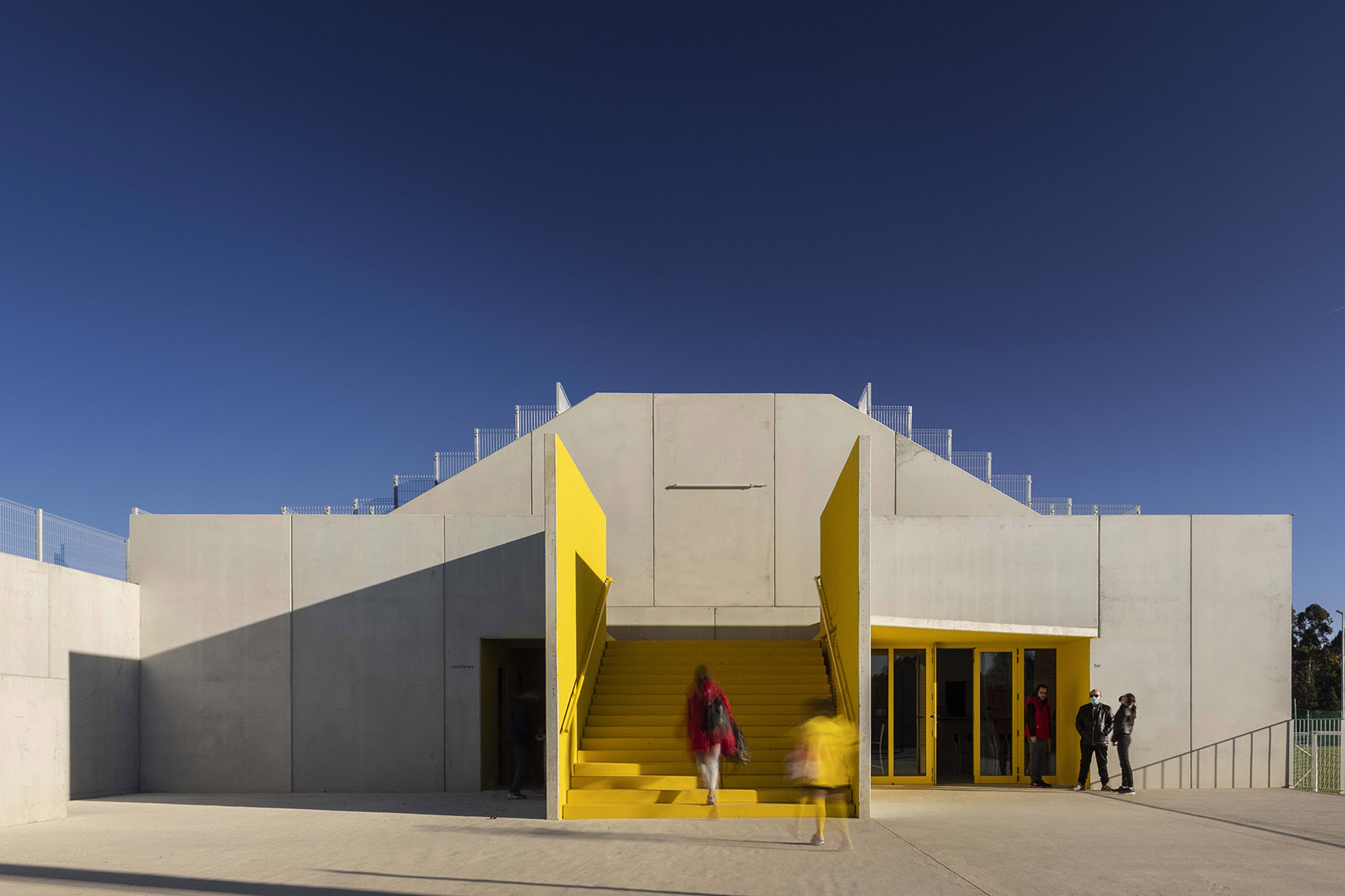 Grandstand Building by SUMMARY - 谷德设计网