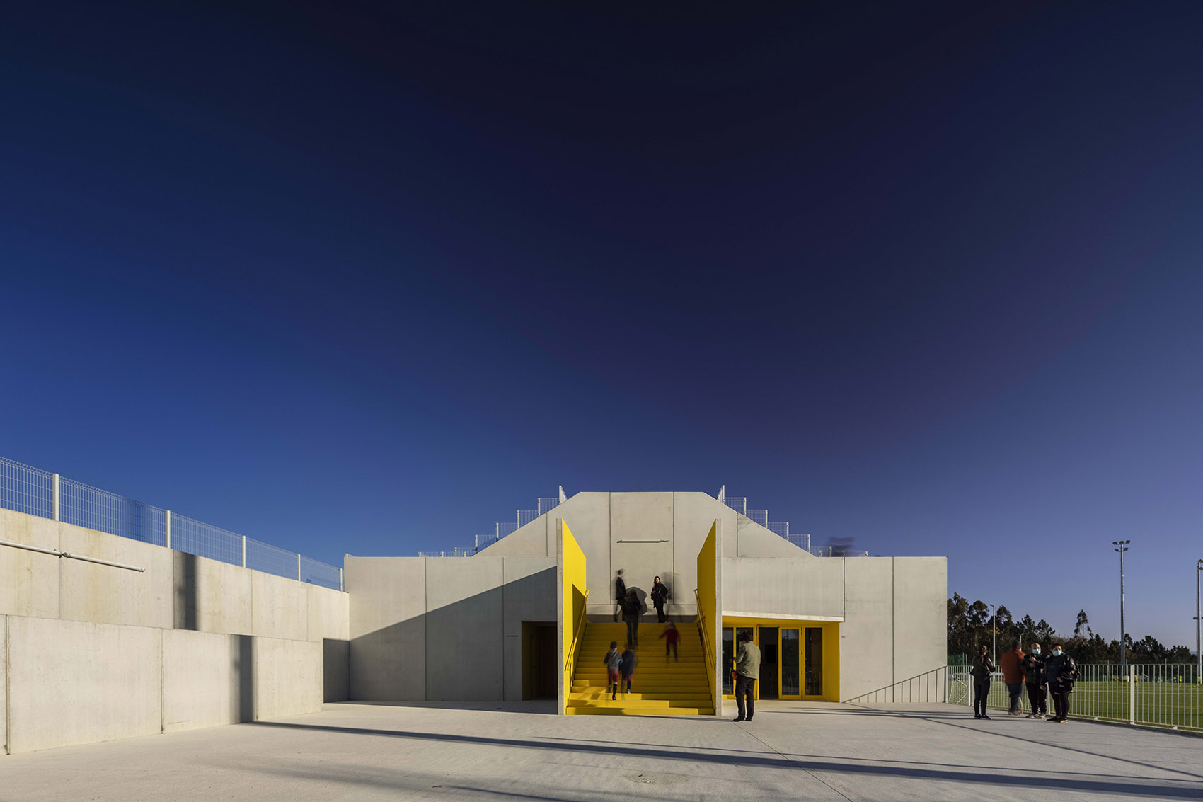 Grandstand Building by SUMMARY - 谷德设计网