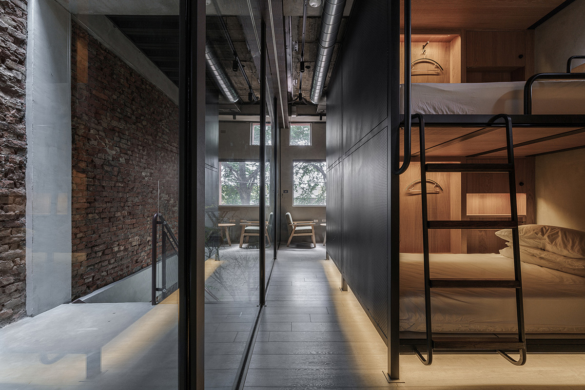 51 Voids of ‘De-Hostel’ by Studio APL - 谷德设计网