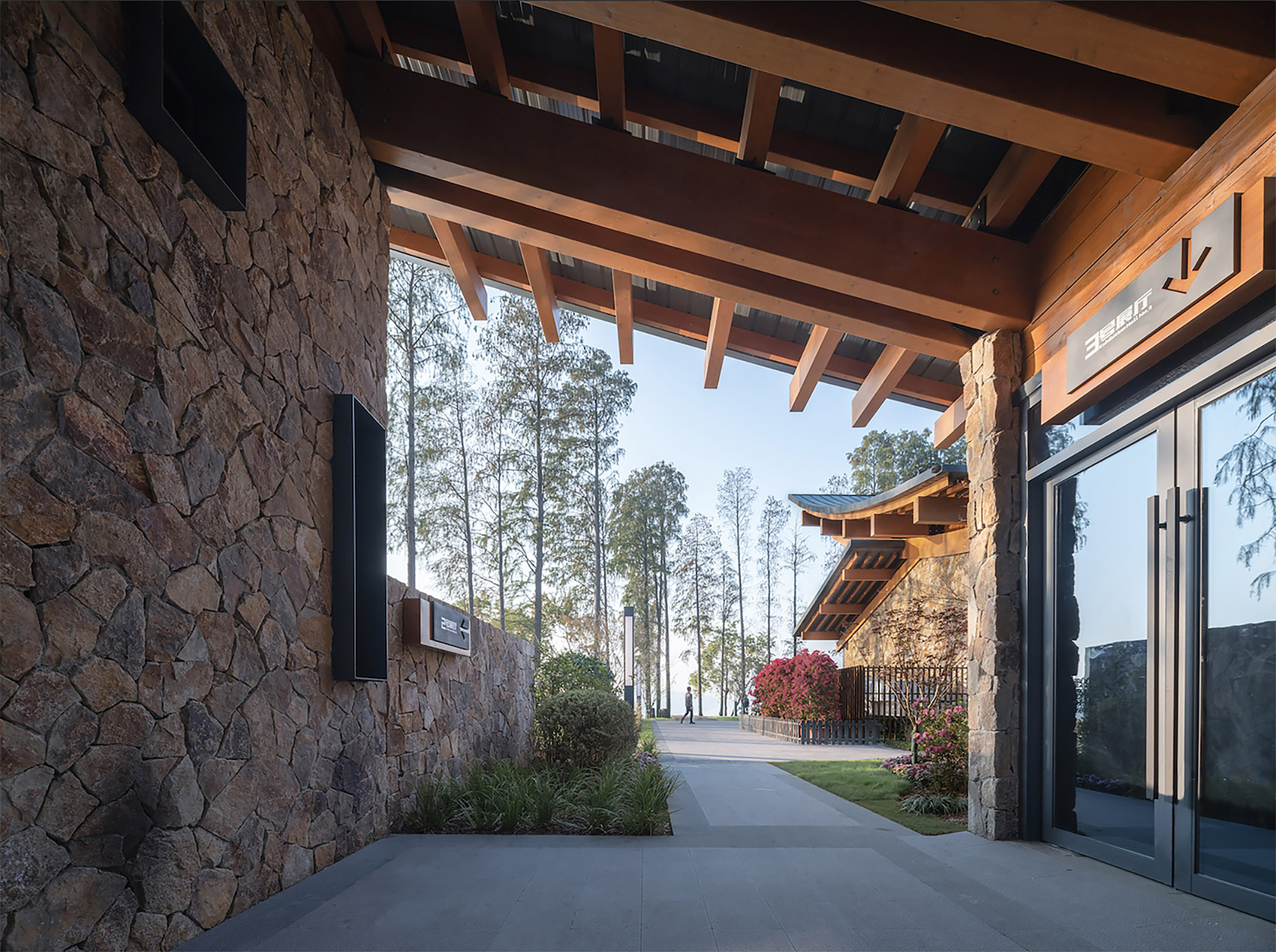 The Exhibition Hall for the Achievements of the 30th Anniversary of ...