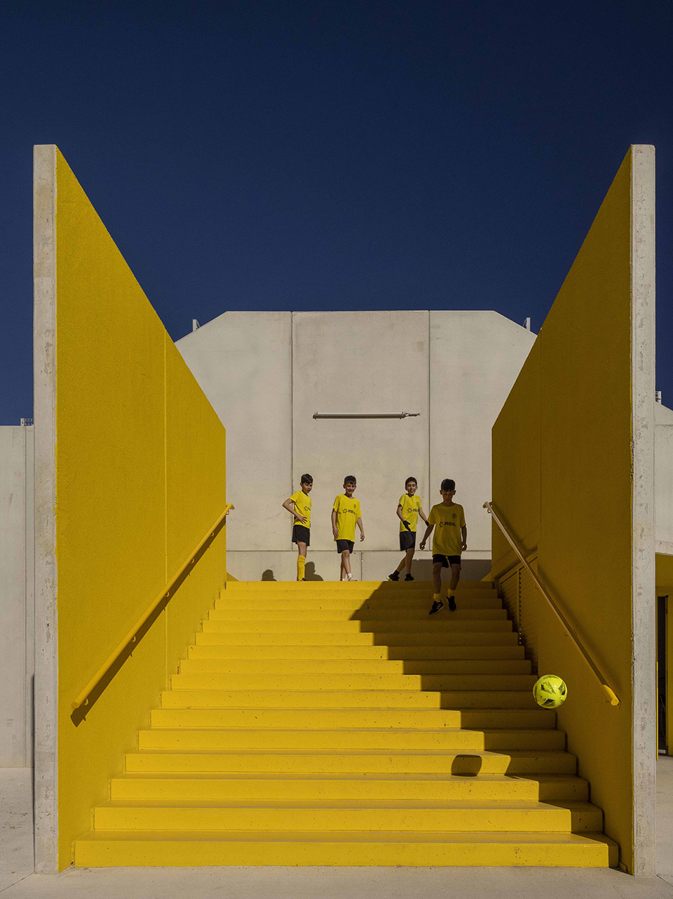 Grandstand Building by SUMMARY - 谷德设计网