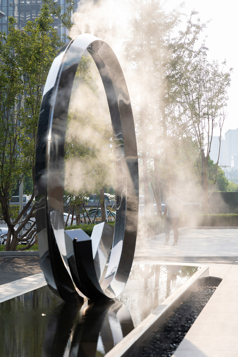 Beijing Lize PingAn Fortune Center, China by OneScape - 谷德设计网