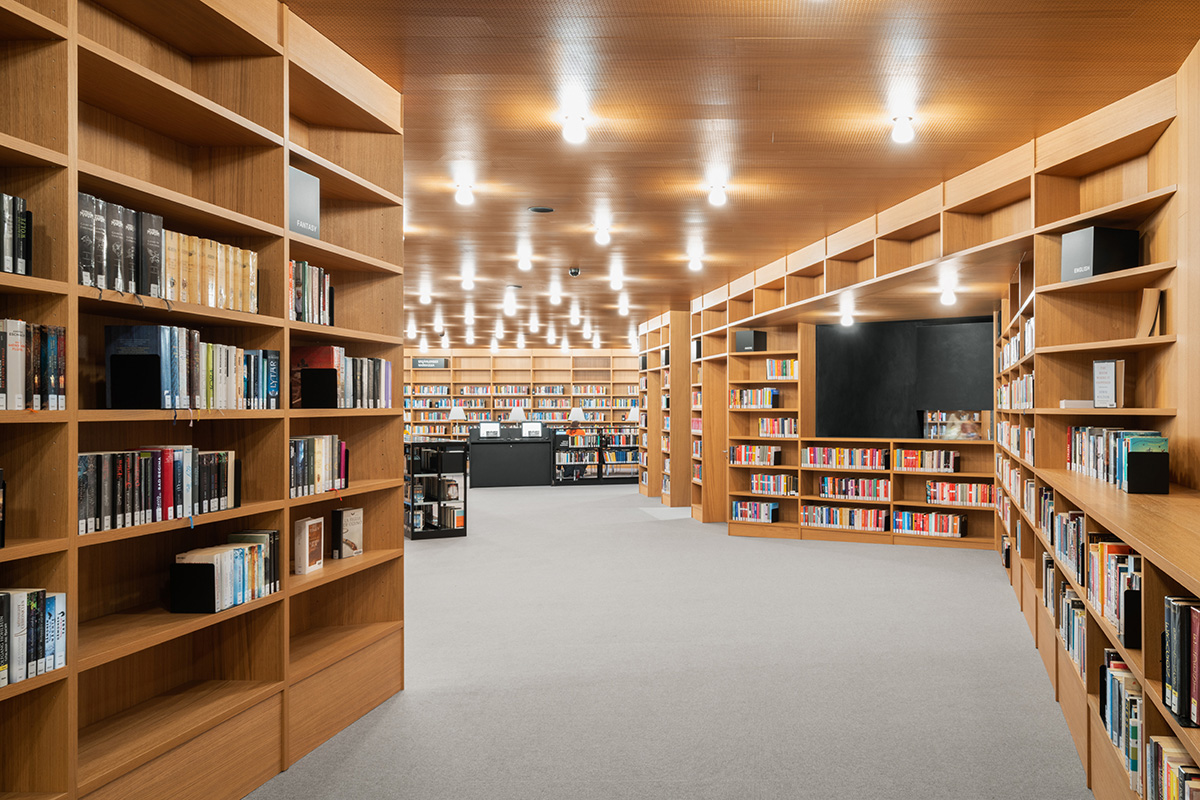 New Brixen Public Library by Carlana Mezzalira Pentimalli - 谷德设计网