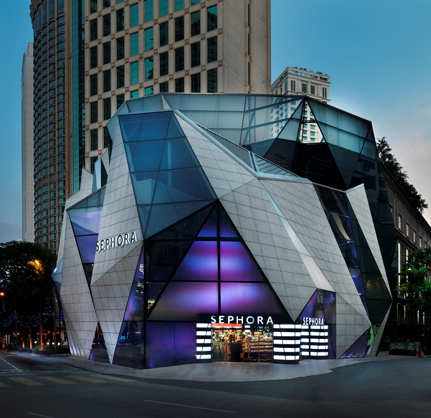 Journey from Britain to Asia, a Branding Story of SPARK - 谷德设计网