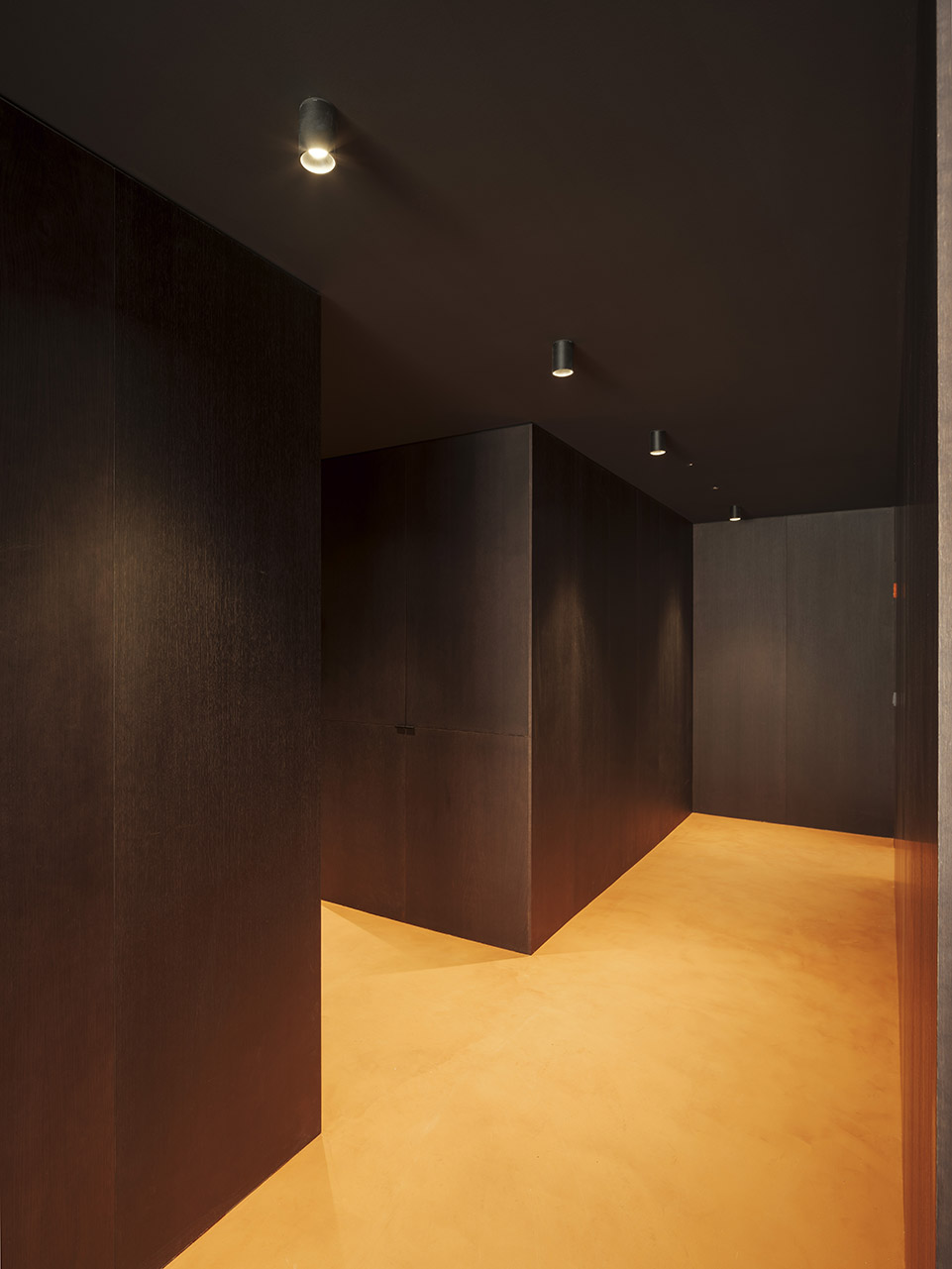 Cornes Espacio Residencial by Carbajo Barrios Arquitectos - 谷德设计网