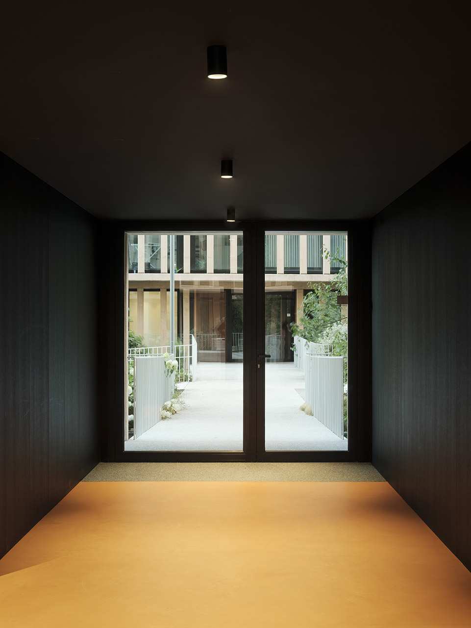 Cornes Espacio Residencial by Carbajo Barrios Arquitectos - 谷德设计网