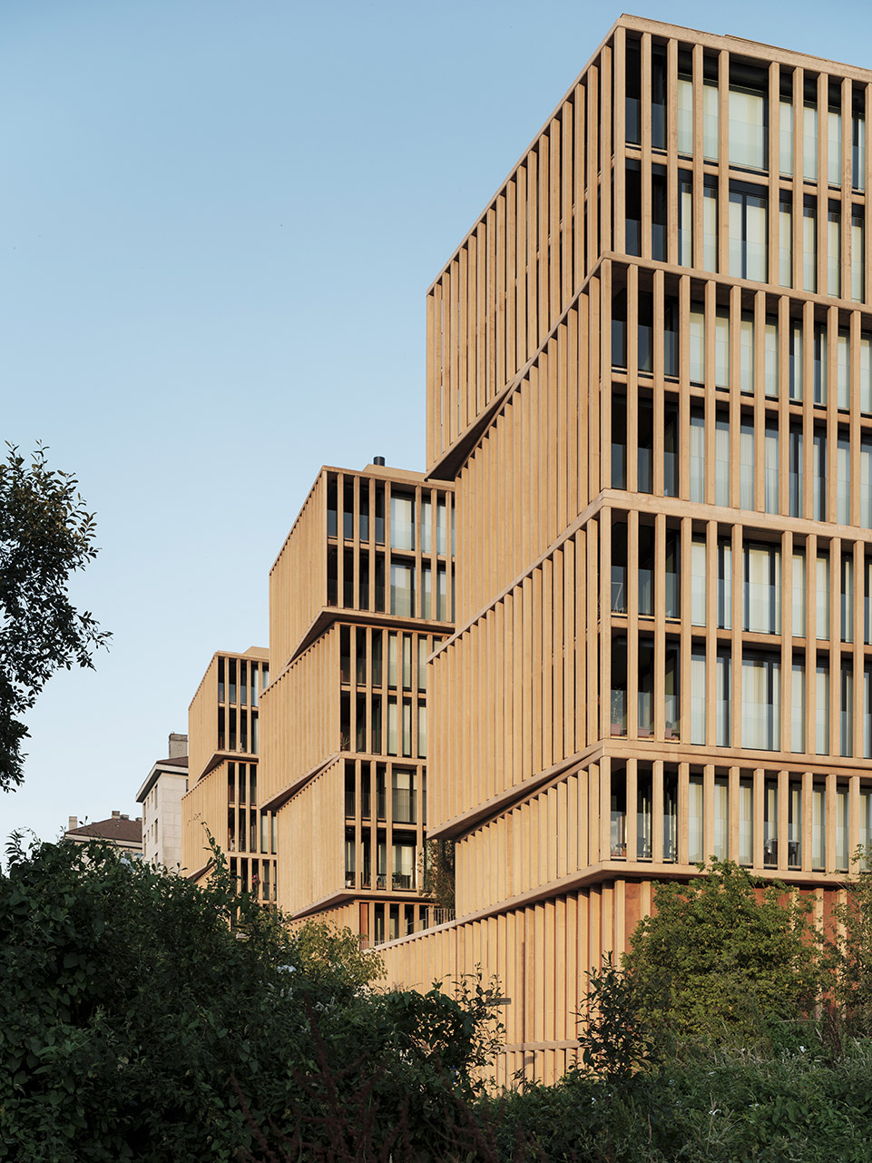 Cornes Espacio Residencial by Carbajo Barrios Arquitectos - 谷德设计网