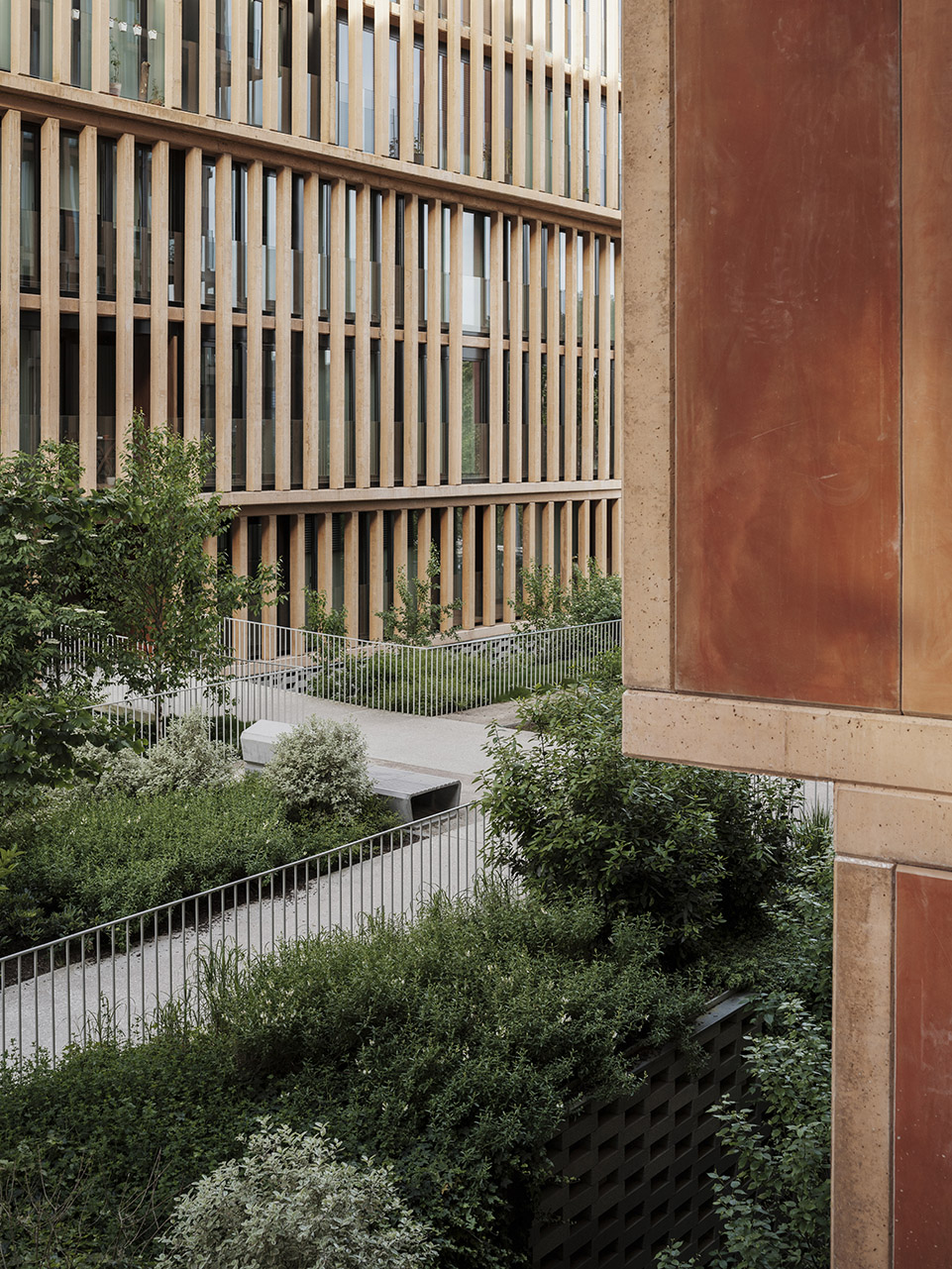 Cornes Espacio Residencial by Carbajo Barrios Arquitectos - 谷德设计网