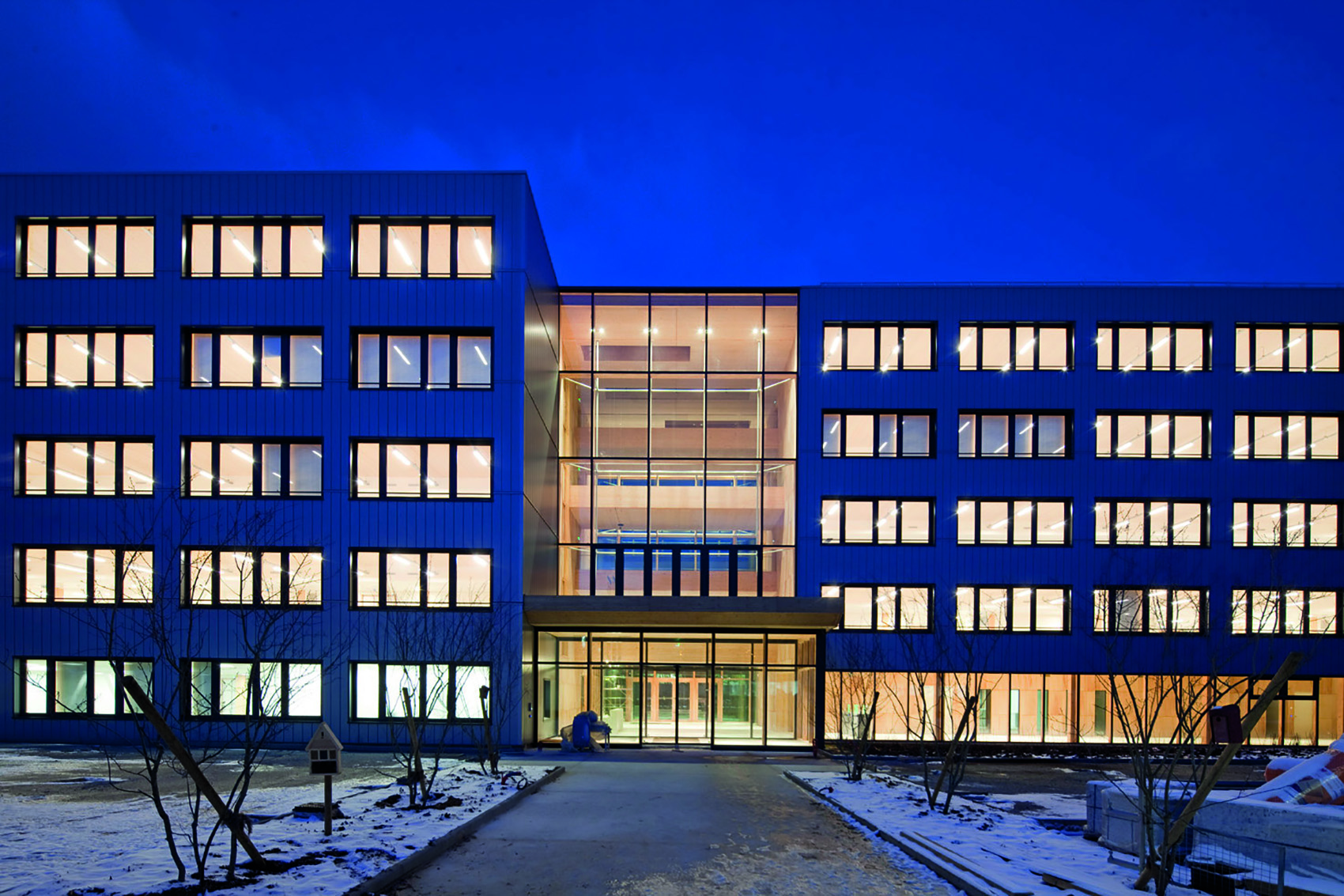 Odyssée Renault by ArtBuild Architects - 谷德设计网