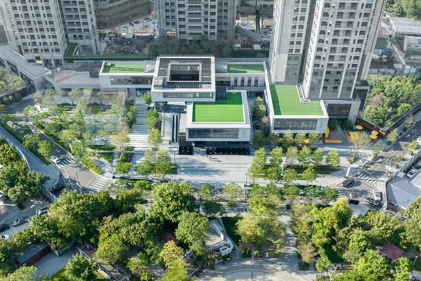 Huilongpu Community Center New Open Space, China by PLAT Studio - 谷德设计网