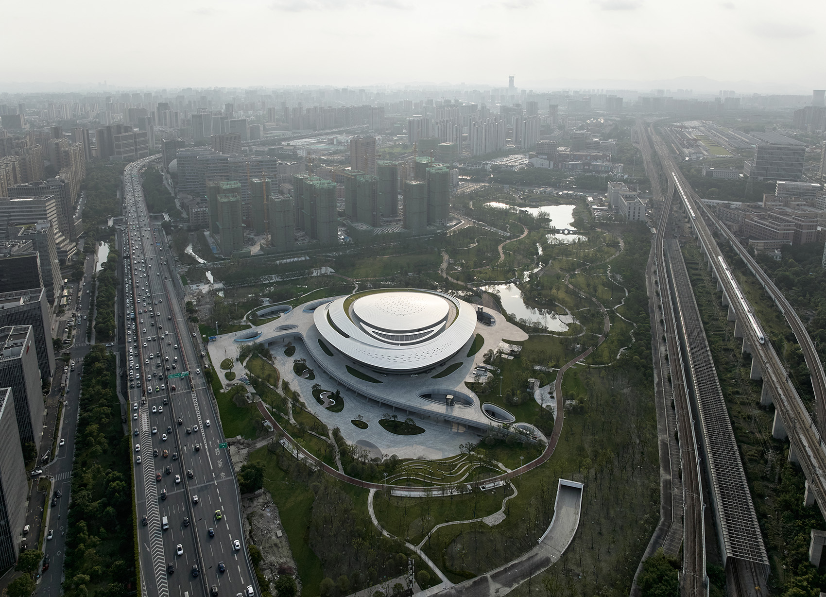 China Hangzhou Esports Center by CSADI - 谷德设计网