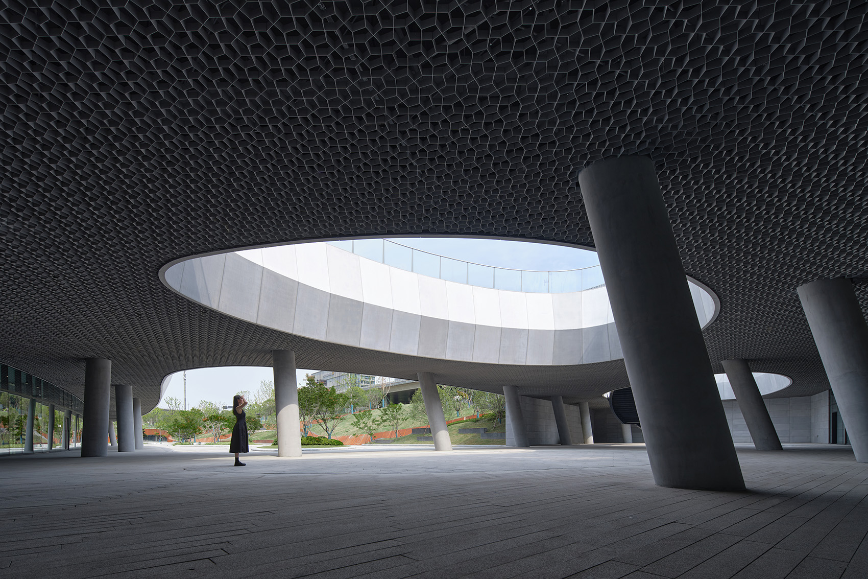 China Hangzhou Esports Center by CSADI - 谷德设计网