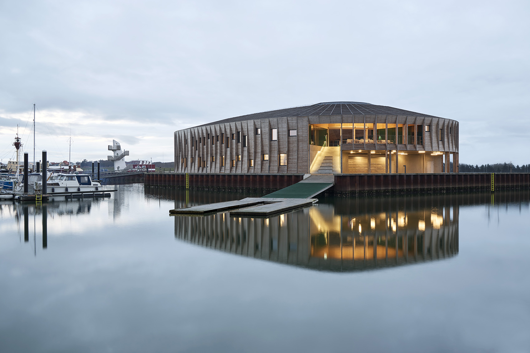 Esbjerg’s new maritime center by WERK Arkitekter + Snøhetta - 谷德设计网
