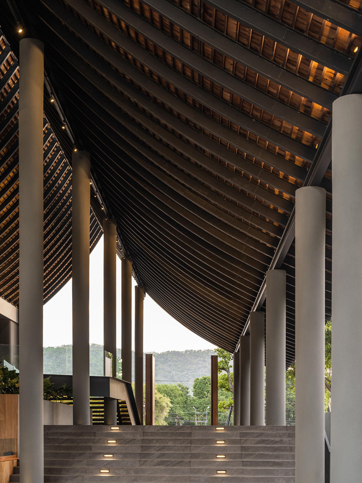 Keereetara Restaurant by IDIN Architects - 谷德设计网