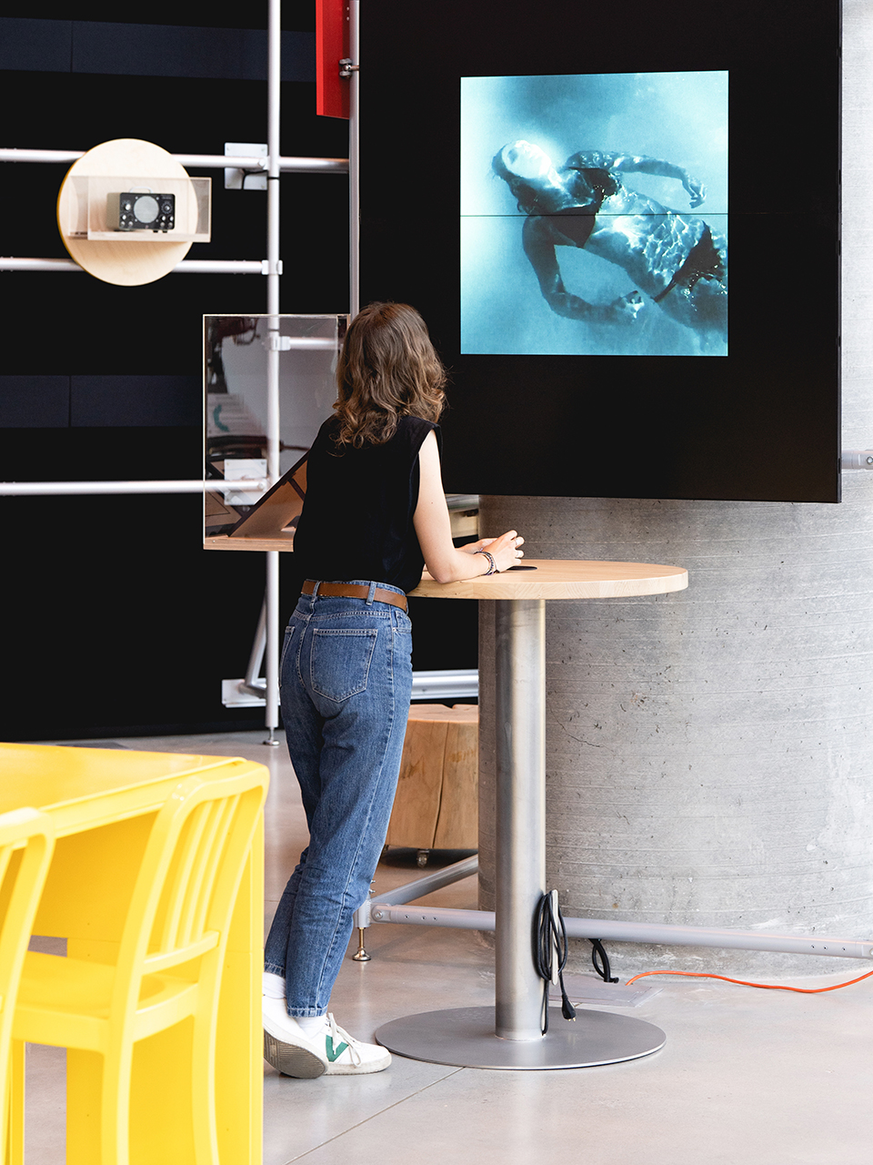 Design of the NFB new reception area by Taktik design - 谷德设计网