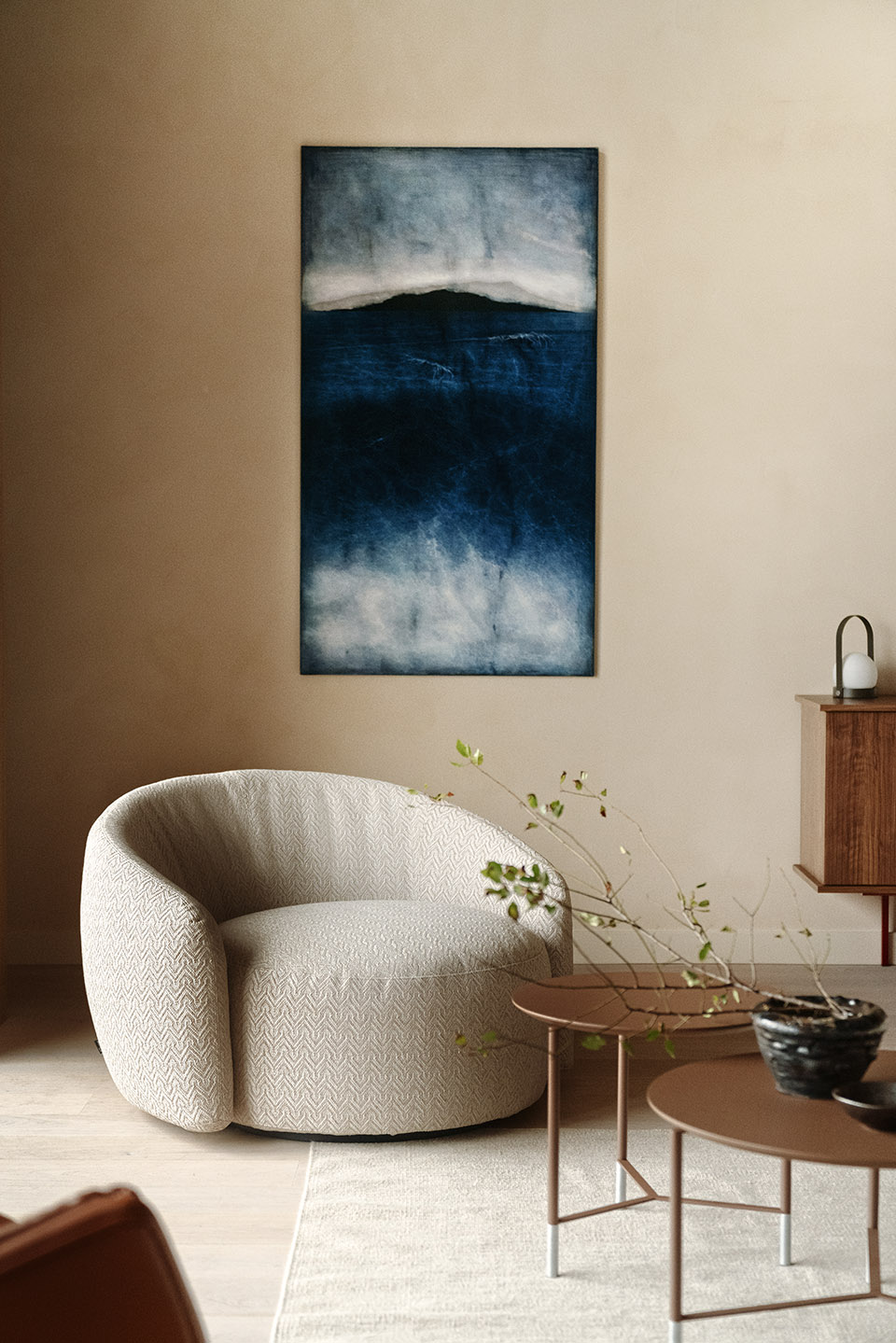 Apartment with a view of 1000 years of history by SIKORA INTERIORS - 谷德设计网