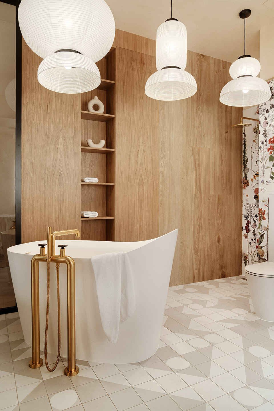 Apartment with a view of 1000 years of history by SIKORA INTERIORS - 谷德设计网