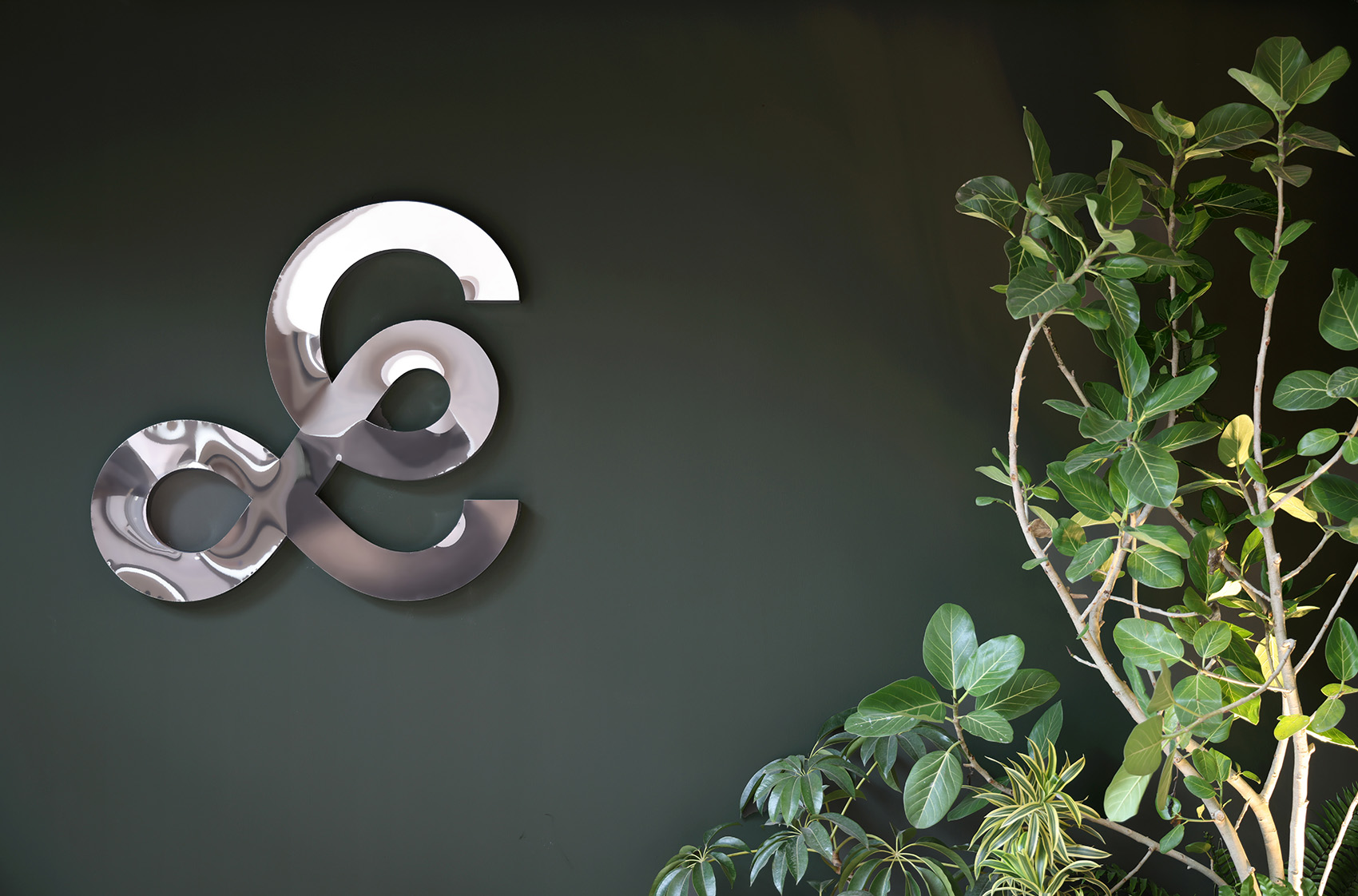 gaga Shenzhen Baoan Daqianli store by UND Design Studio - 谷德设计网