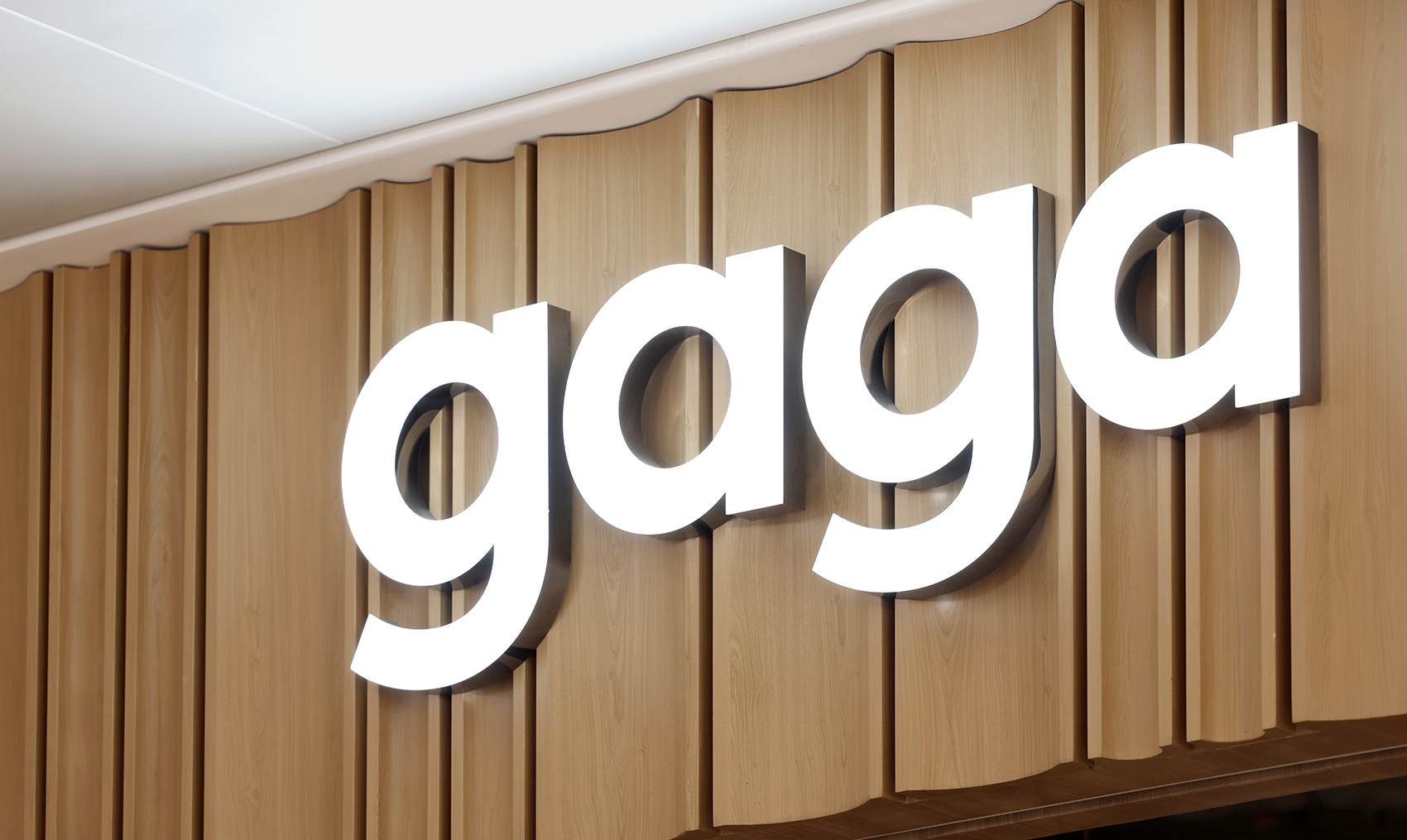 gaga Shenzhen Baoan Daqianli store by UND Design Studio - 谷德设计网