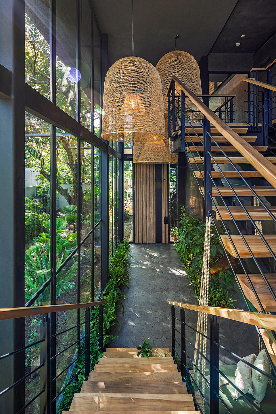 Raintree House by Studio Saxe - 谷德设计网