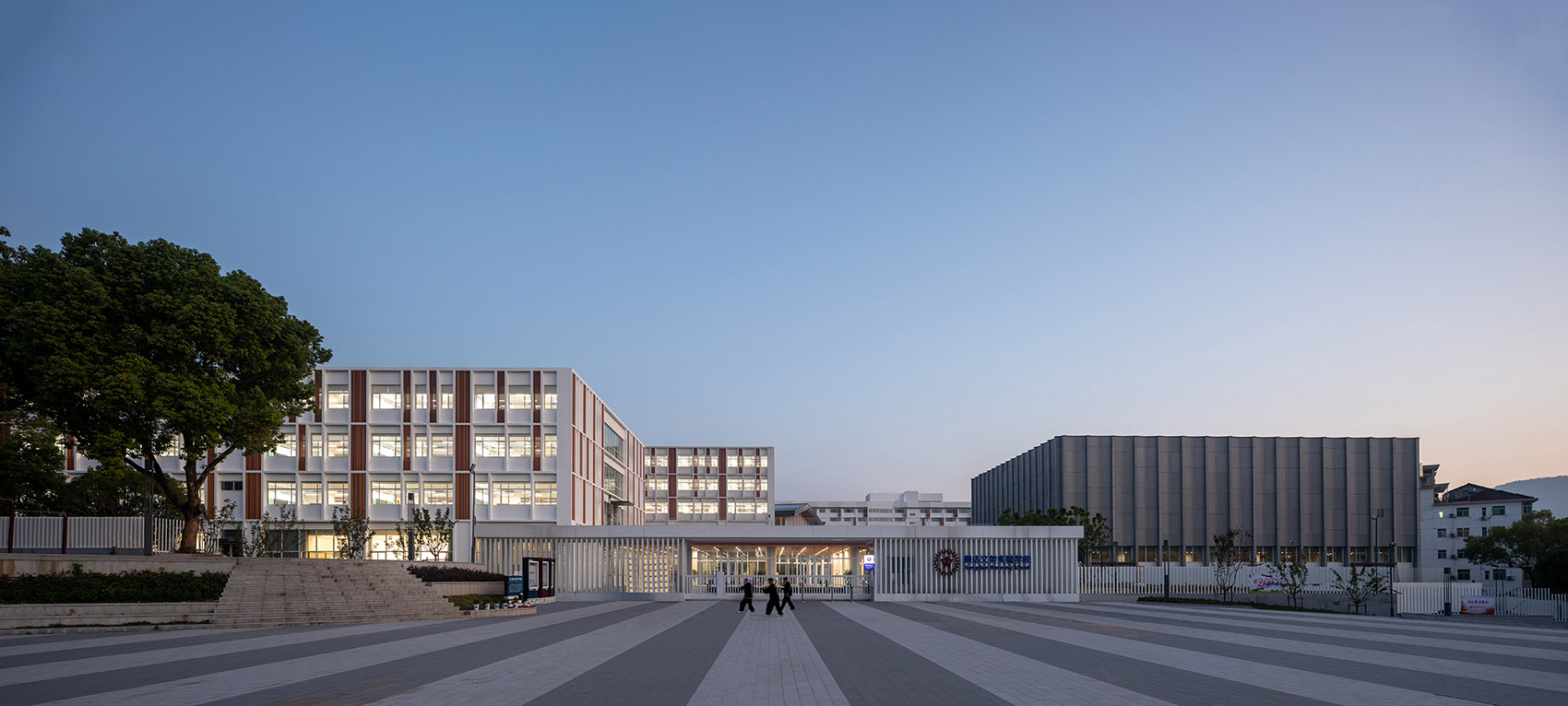 HengDian WenRong Experimental Primary School by Architecture Squared ...